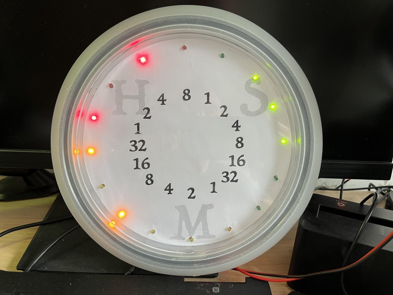 LilyPad Arduino Binary Clock : 3 Steps - Instructables LilyPad Arduino Binary Clock : 3 Steps - Instructables