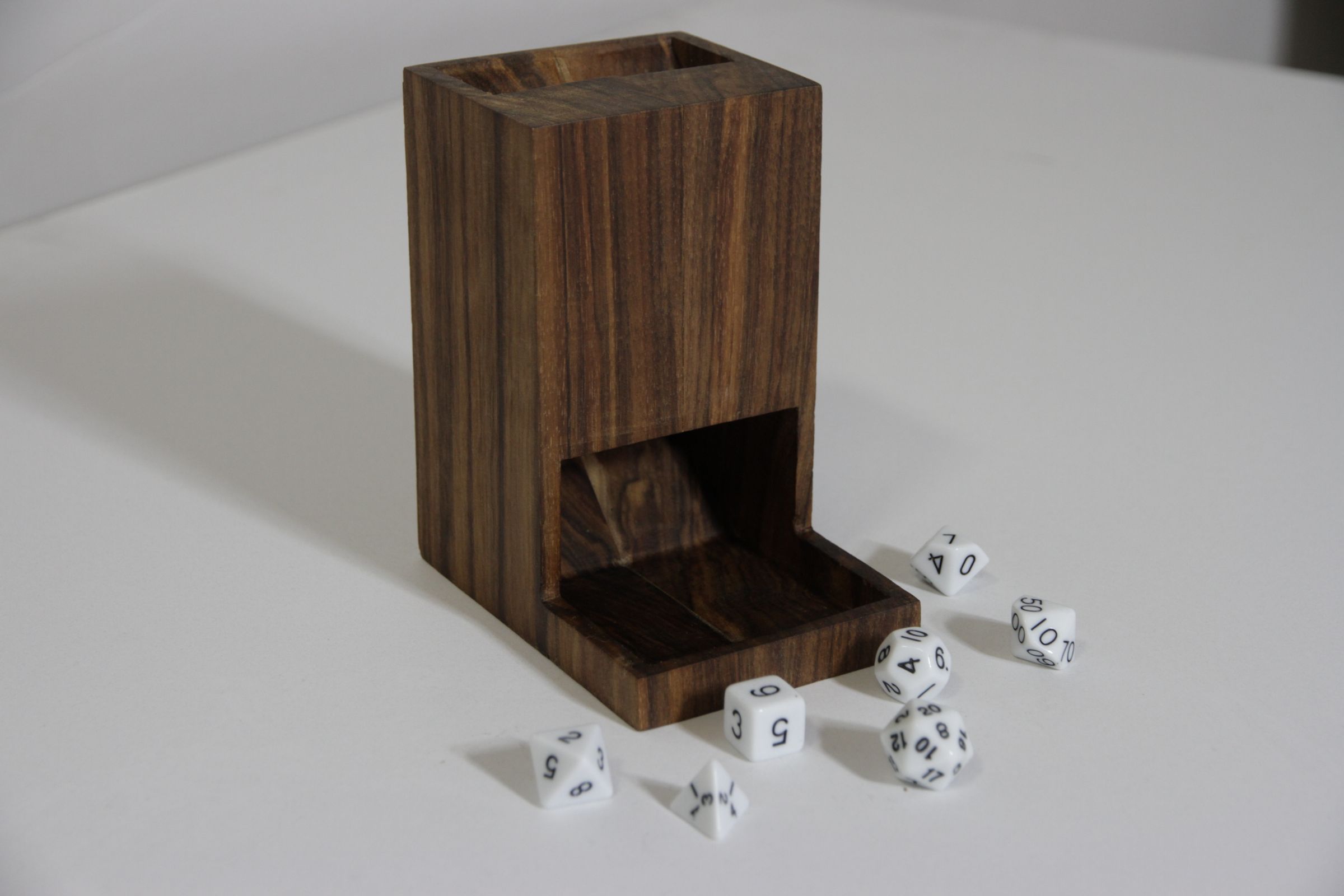 One-Piece Dice Tower for Tabletop Gaming : 3 Steps (with Pictures ...
