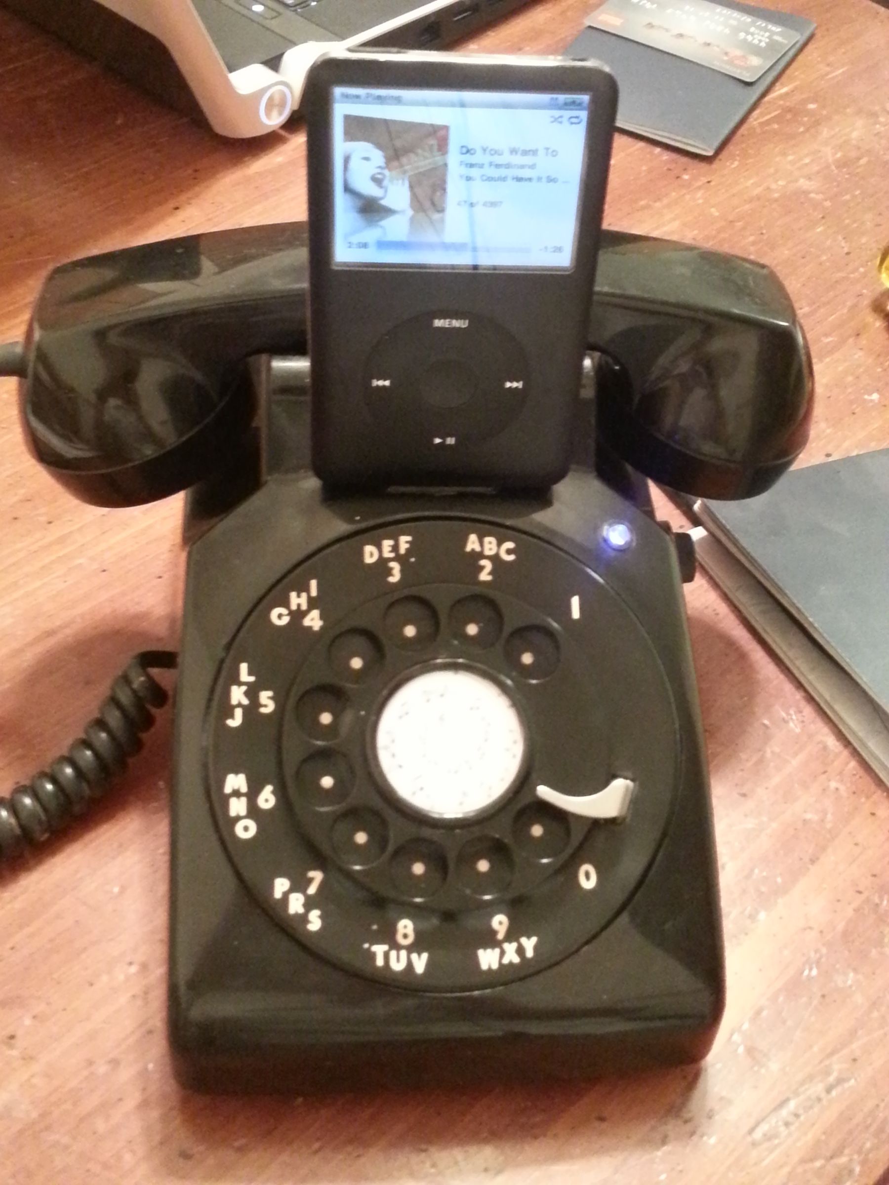 Rotary Phone IPod Dock : 14 Steps (with Pictures) - Instructables