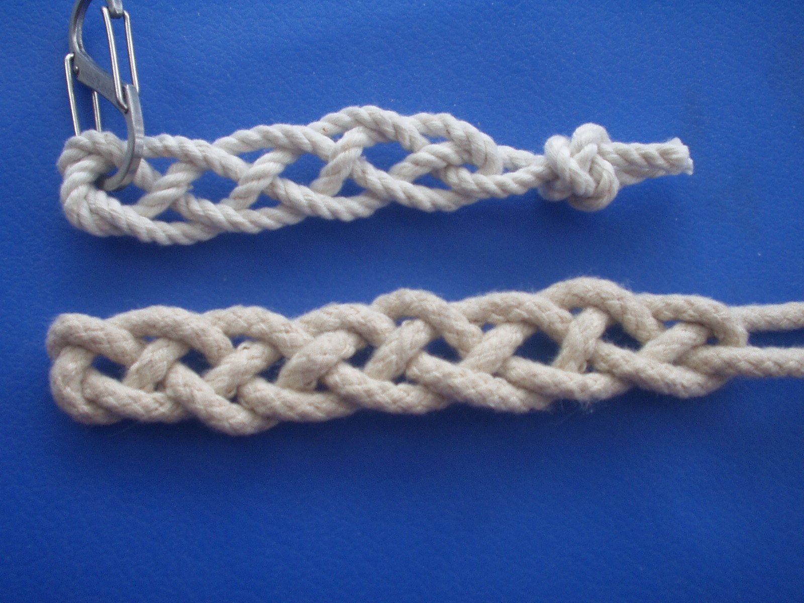 Single Cord 4 Strand Flat Braid : 7 Steps (with Pictures) - Instructables