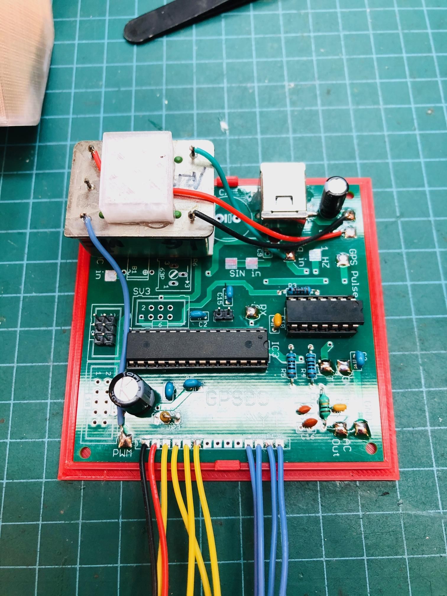 3D Printed Box Gpsdo. Using Cell Phone Power Supply. : 10 Steps (with ...