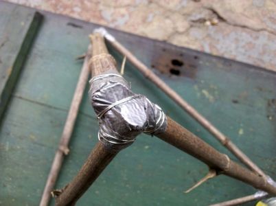 Bamboo Joints: Duct Tape and Wire : 7 Steps - Instructables