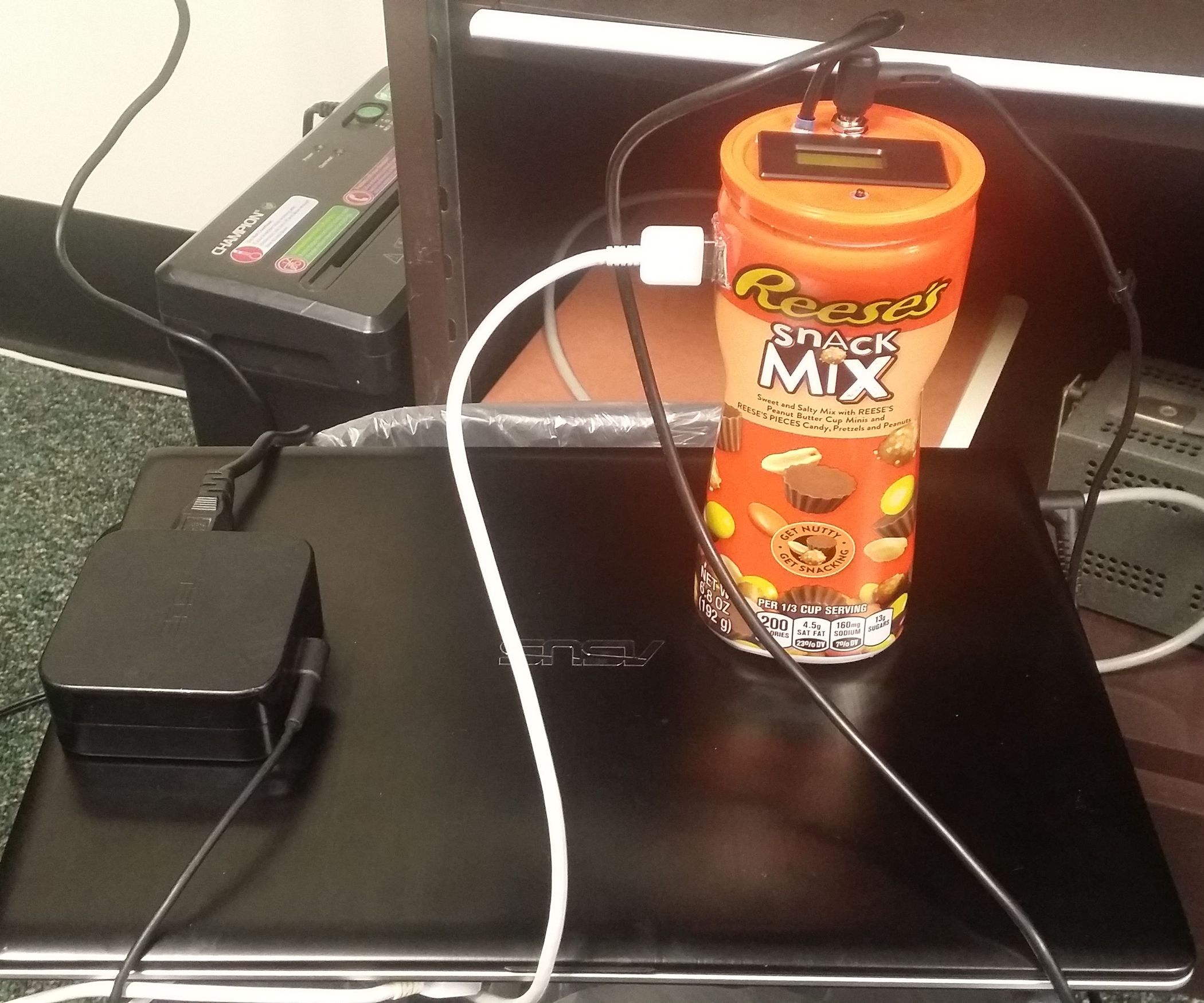 Reese's Power Bank - Laptop and Smartphones : 6 Steps (with Pictures ...