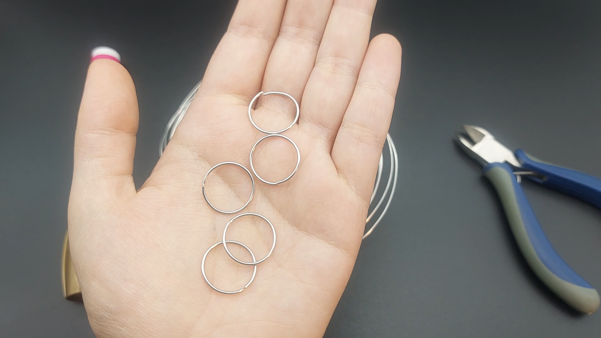 Wire Rimmed Hot Glue Gems / Charms : 10 Steps (with Pictures ...