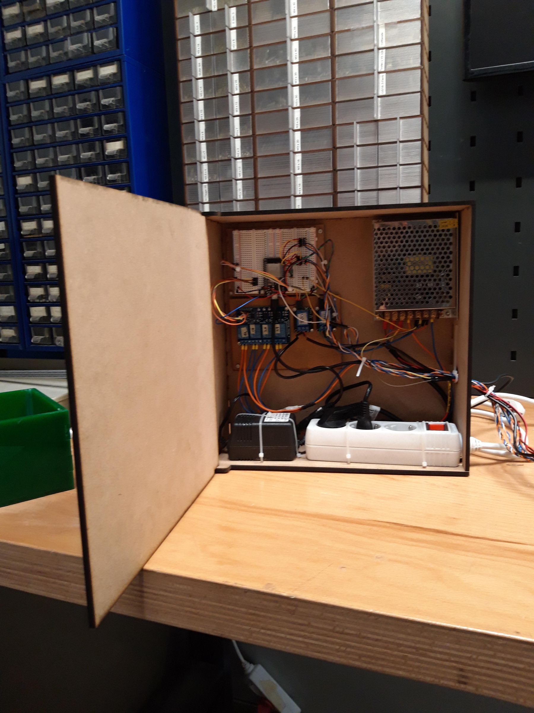 Mushroom Climate Box : 7 Steps (with Pictures) - Instructables