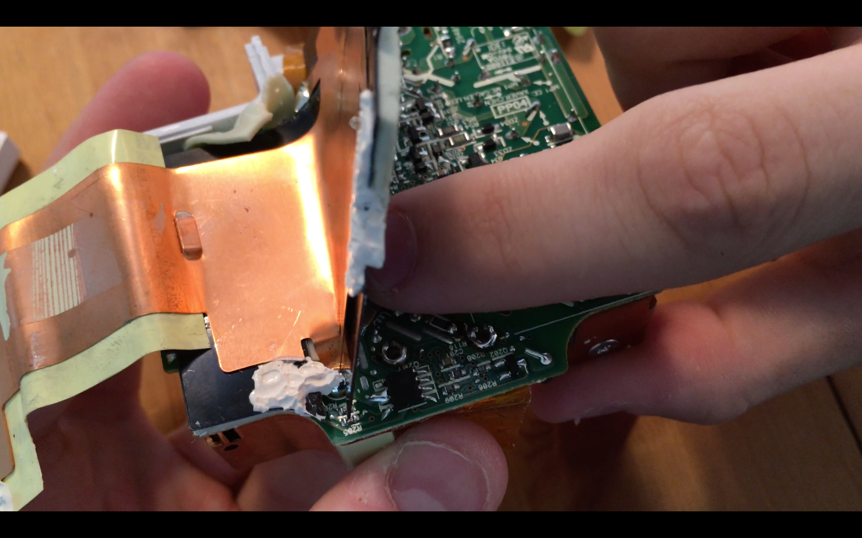 DIY Fix for Your Broken Apple Laptop Charger! : 7 Steps - Instructables