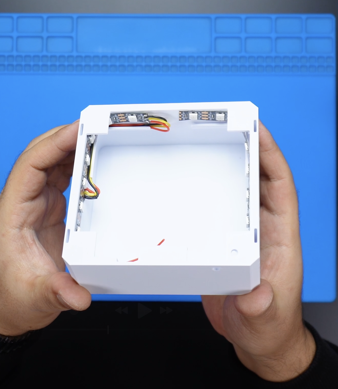 Creative Pogo LED Lighting - Modular Plug-in LED Boxes : 6 Steps (with ...