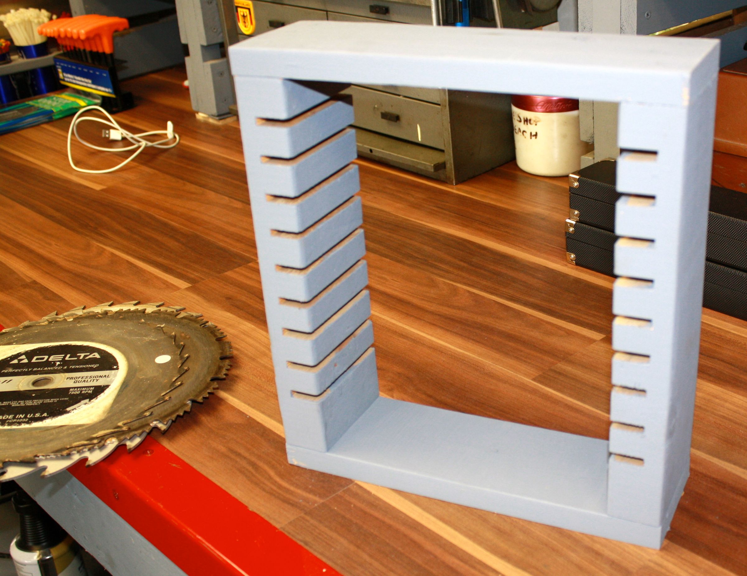 Free 10" Saw Blade Holder - Instructables