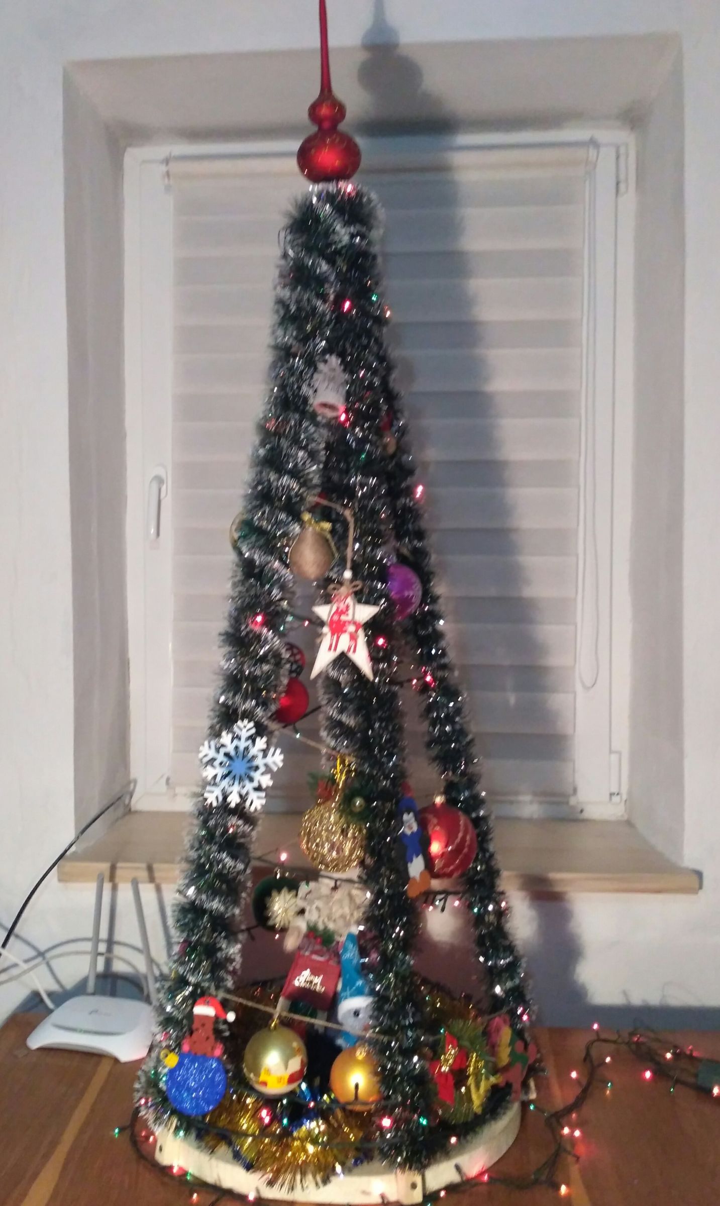 Wooden Frame Christmas Tree : 6 Steps - Instructables