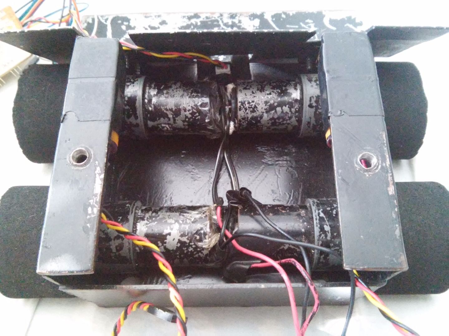 Robot Controlado Por Bluetooth : 3 Steps - Instructables