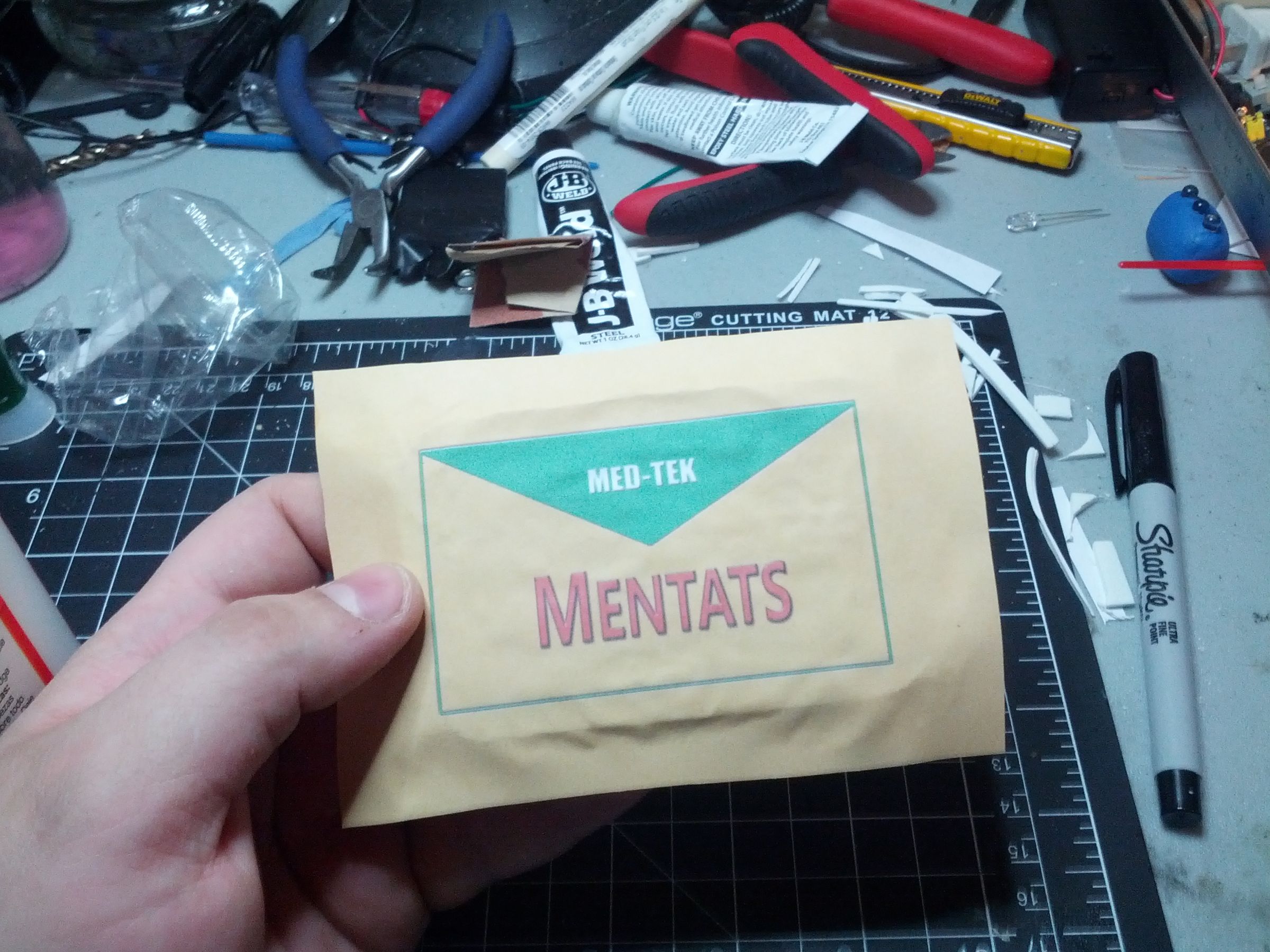 Mentats and Fixer Medicine Tins : 6 Steps - Instructables