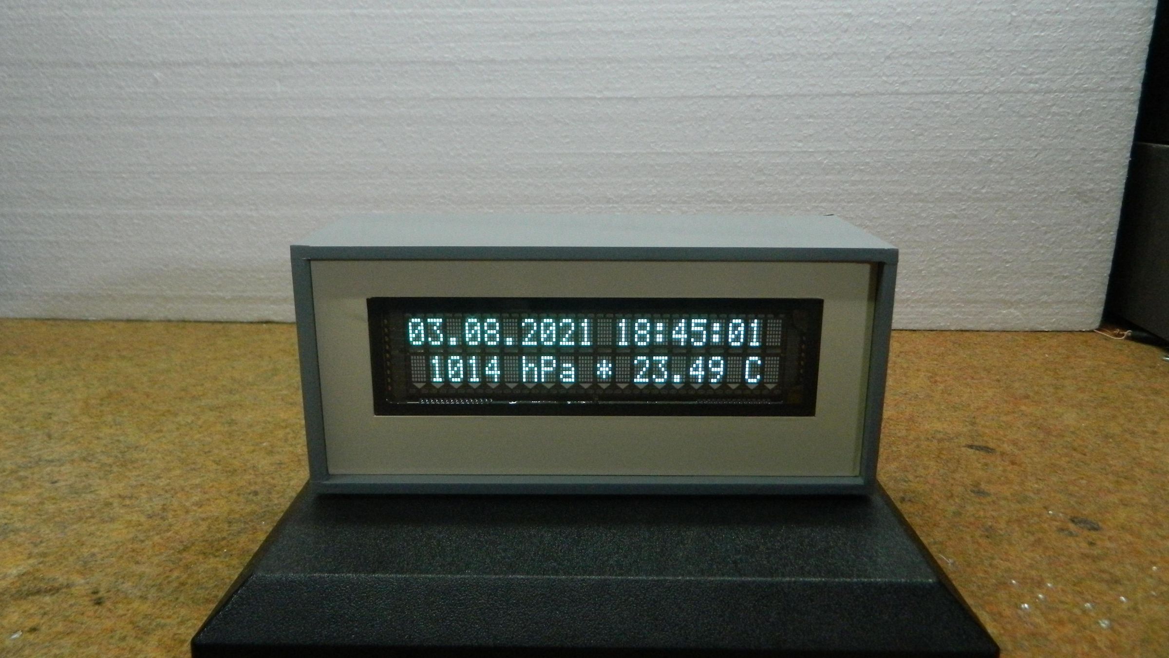 The Easiest Way to Connect Any VFD Serial Display to Arduino ...