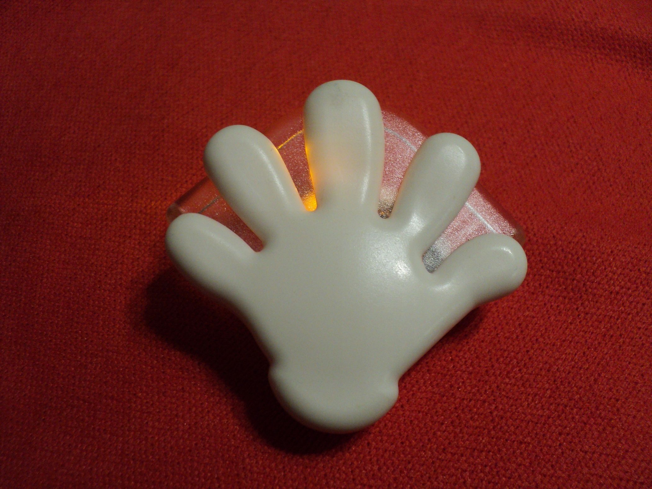 Internet High Five Lighted LED Brooch : 5 Steps (with Pictures ...