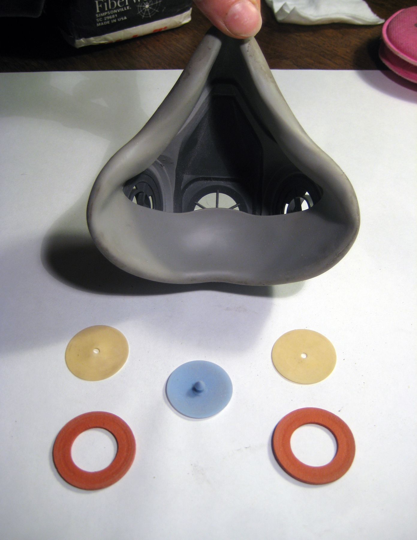 How to Clean Your Respirator Mask : 3 Steps (with Pictures) - Instructables