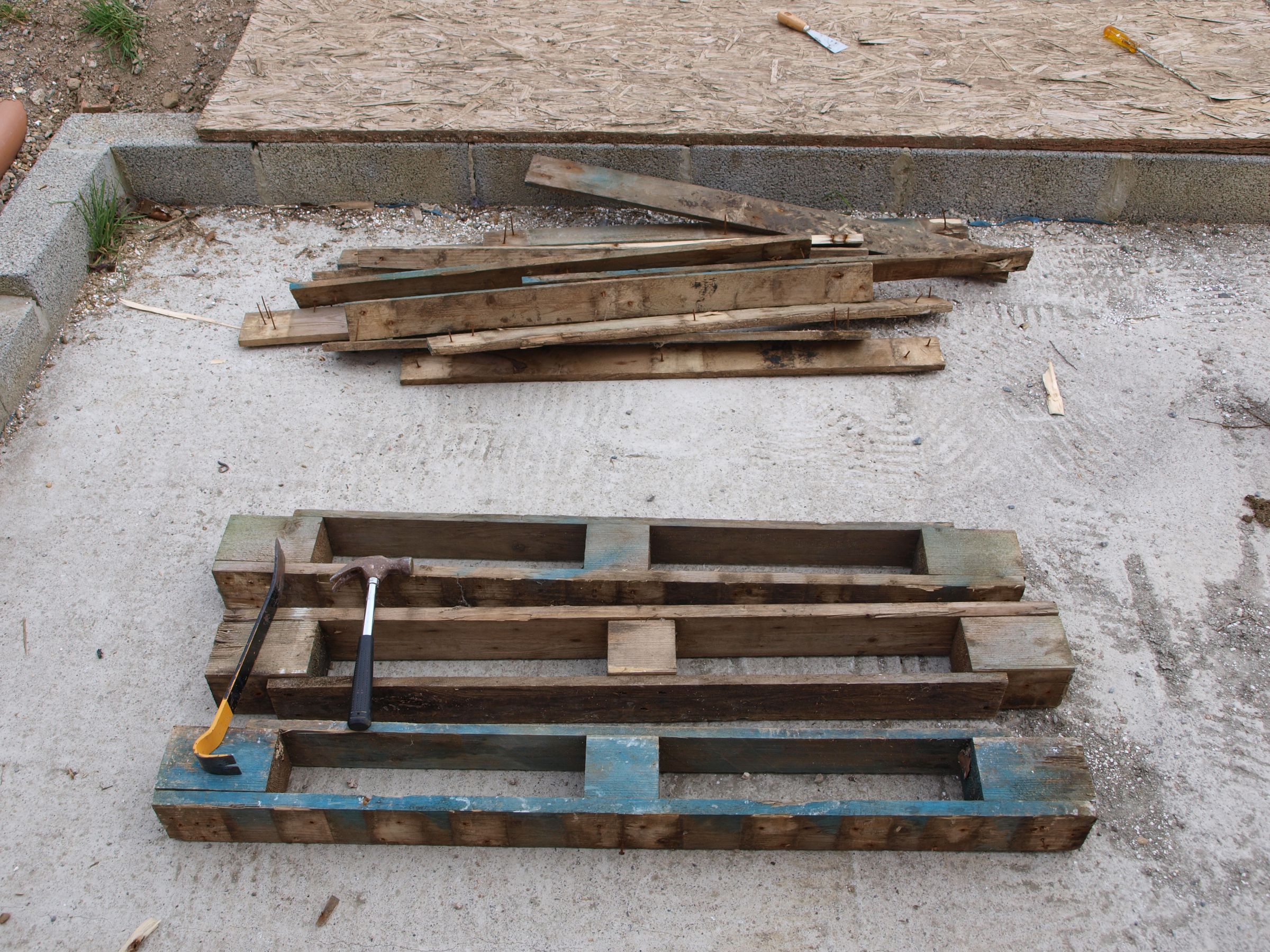 A Simple Pallet Gate - Instructables