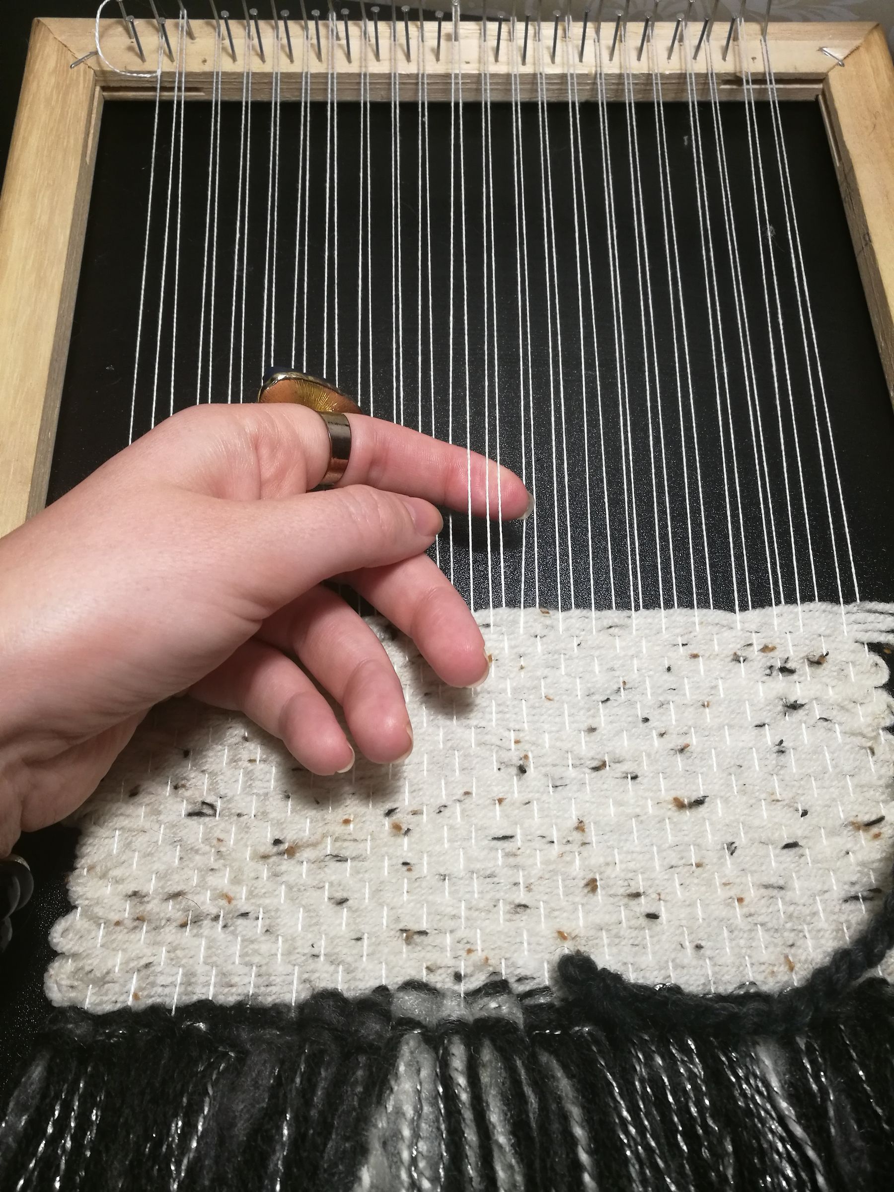 Kids Weaving for Nursery Room : 8 Steps (with Pictures) - Instructables