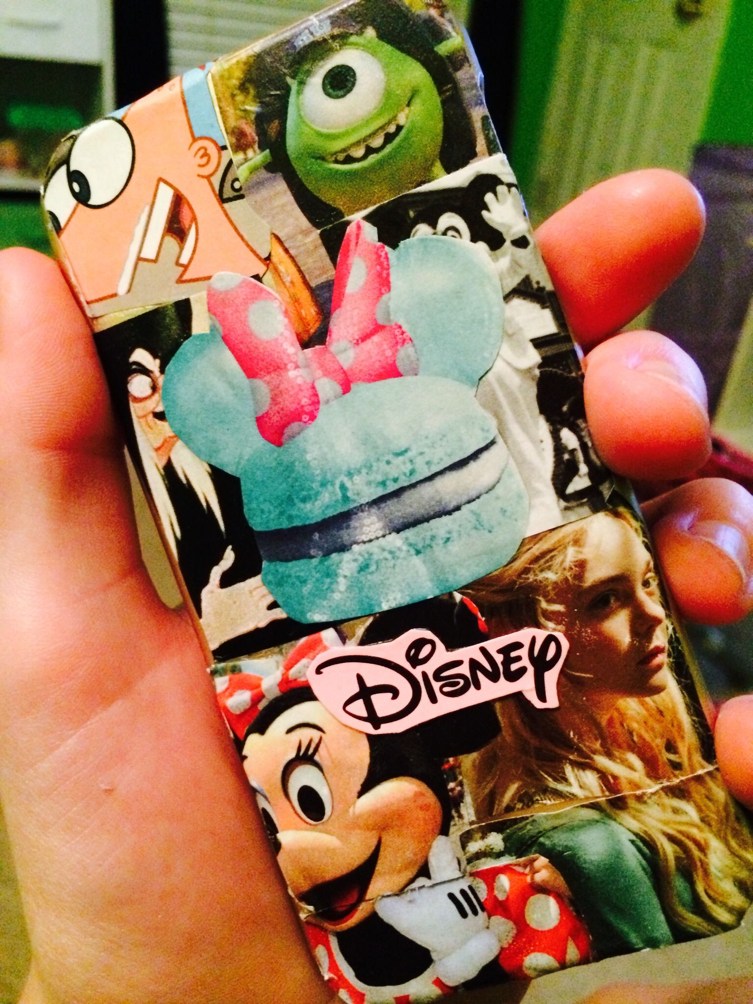 Collage Phone Case : 6 Steps - Instructables