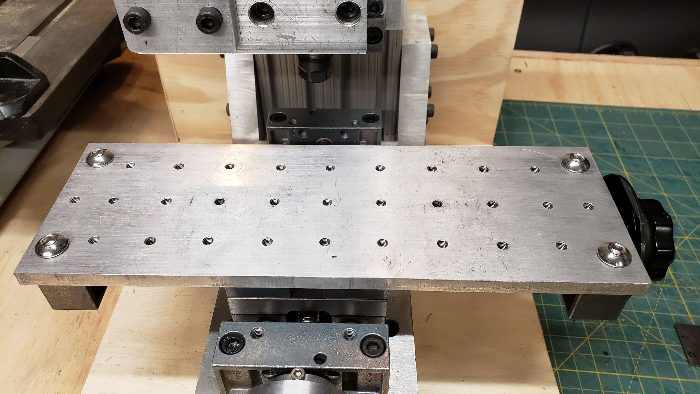 Benchtop Micro Milling Machine : 7 Steps (with Pictures) - Instructables