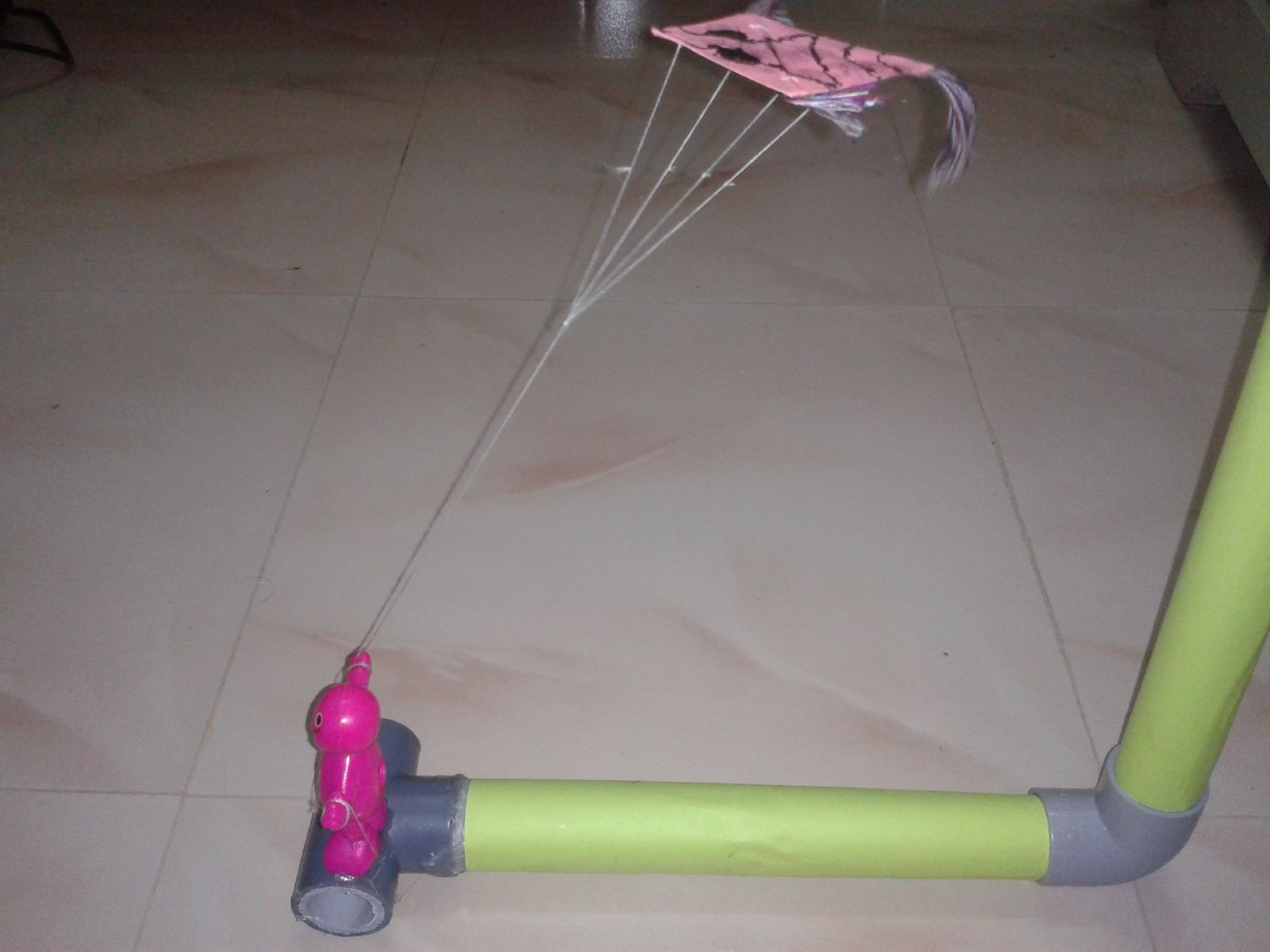 Table Top Flying Kite : 11 Steps (with Pictures) - Instructables