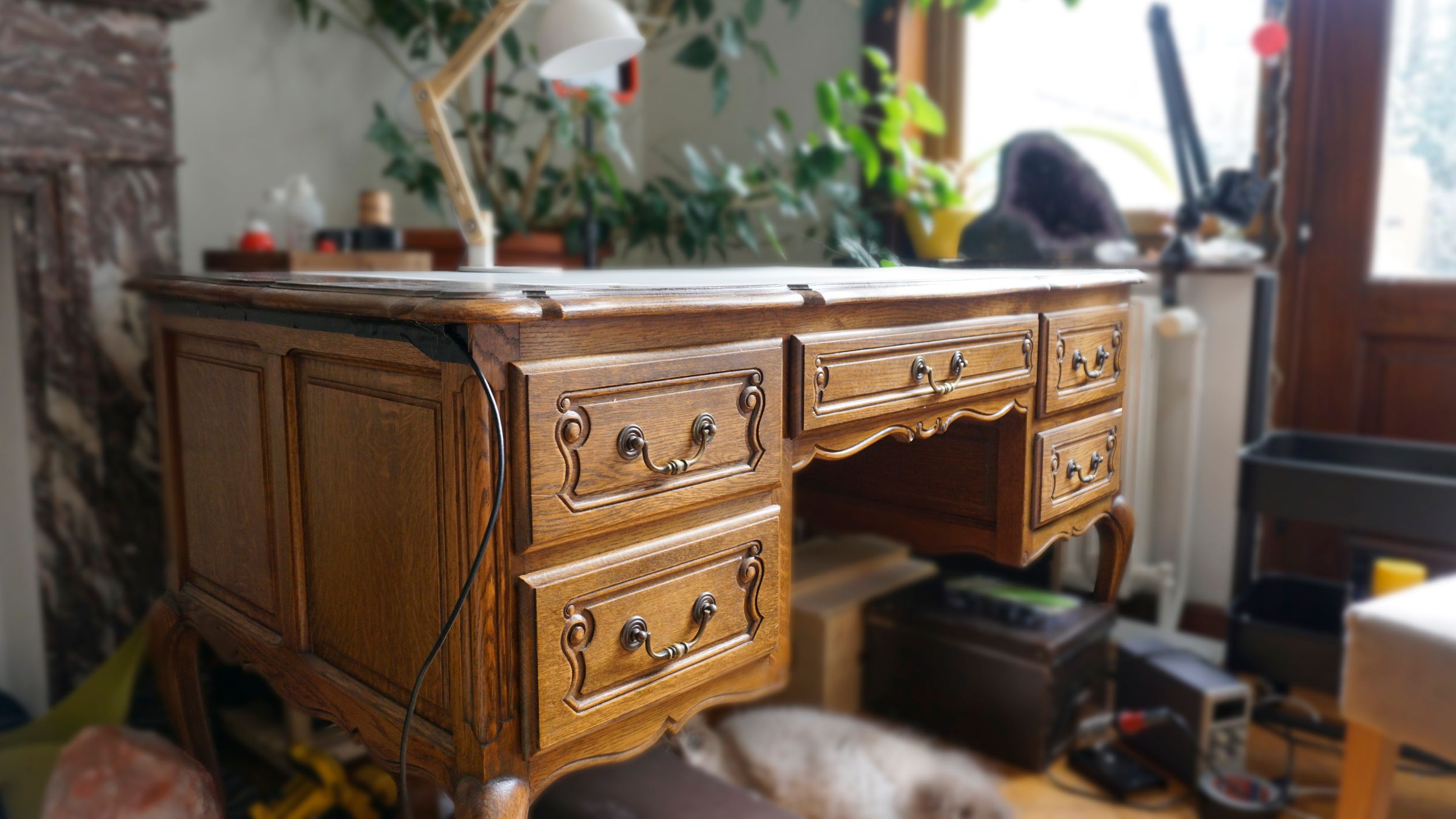 The Sleeper Electronic Components Organizer Desk : 10 Steps (with ...