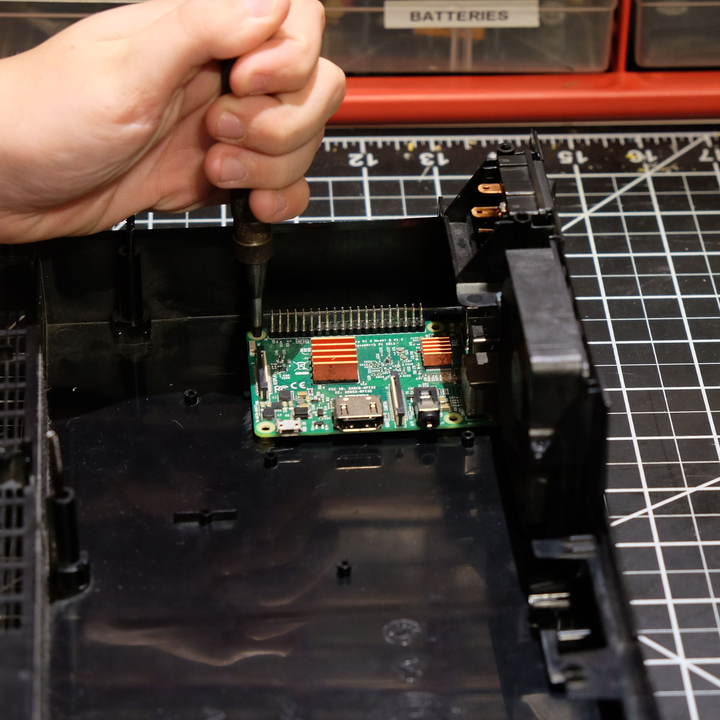 Make Something Nice With a Broken Game Console : 6 Steps - Instructables