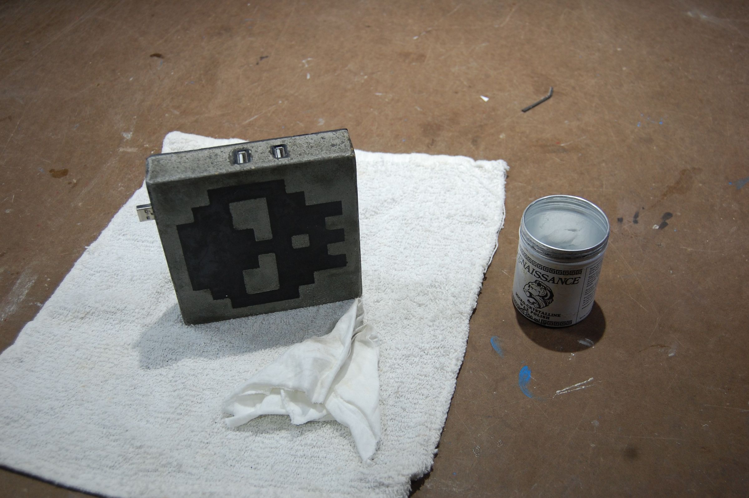 The 8-Bit Skull Concrete USB Hub : 11 Steps (with Pictures) - Instructables