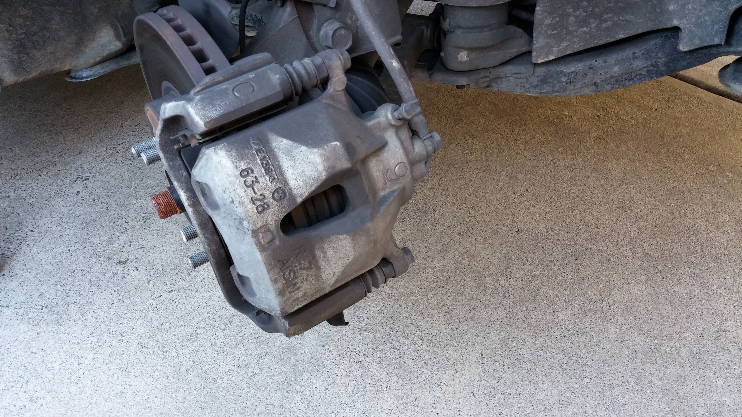 How to Replace Disc Brake Pads : 6 Steps - Instructables