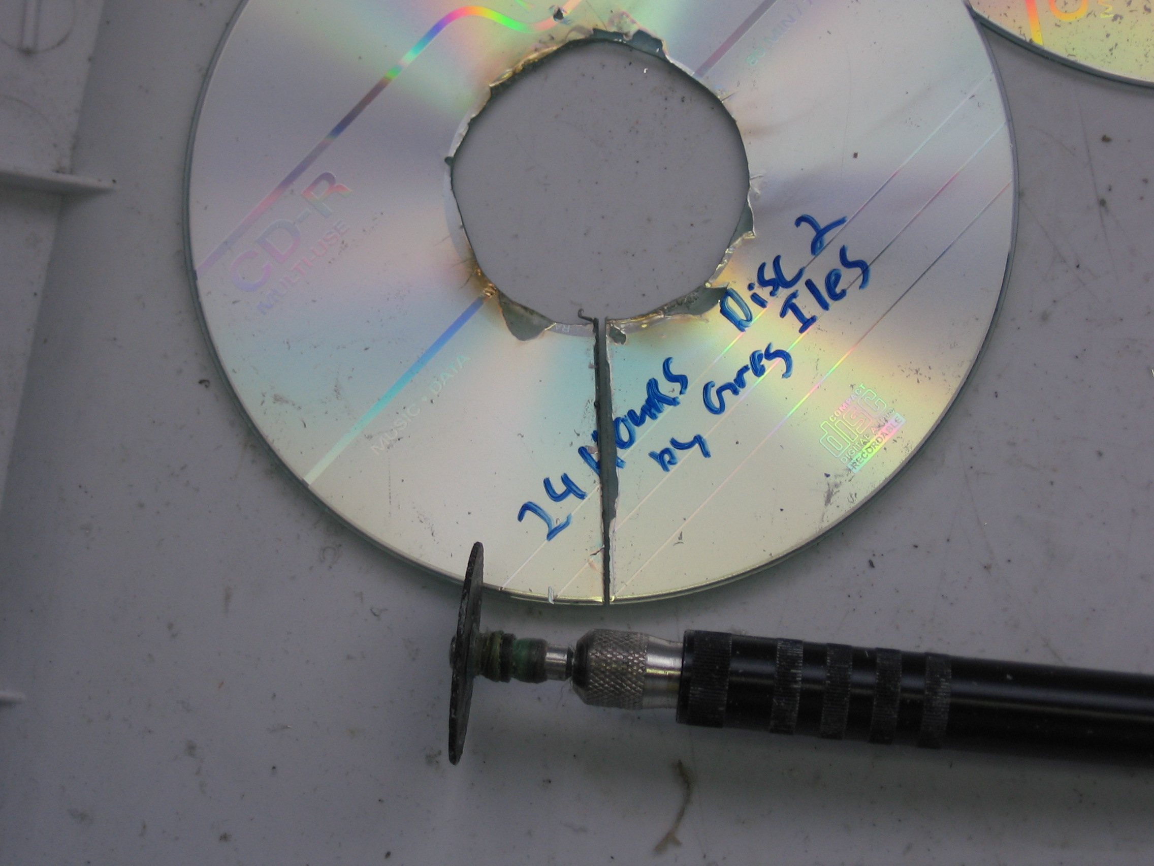 CD Closet Dividers : 4 Steps - Instructables