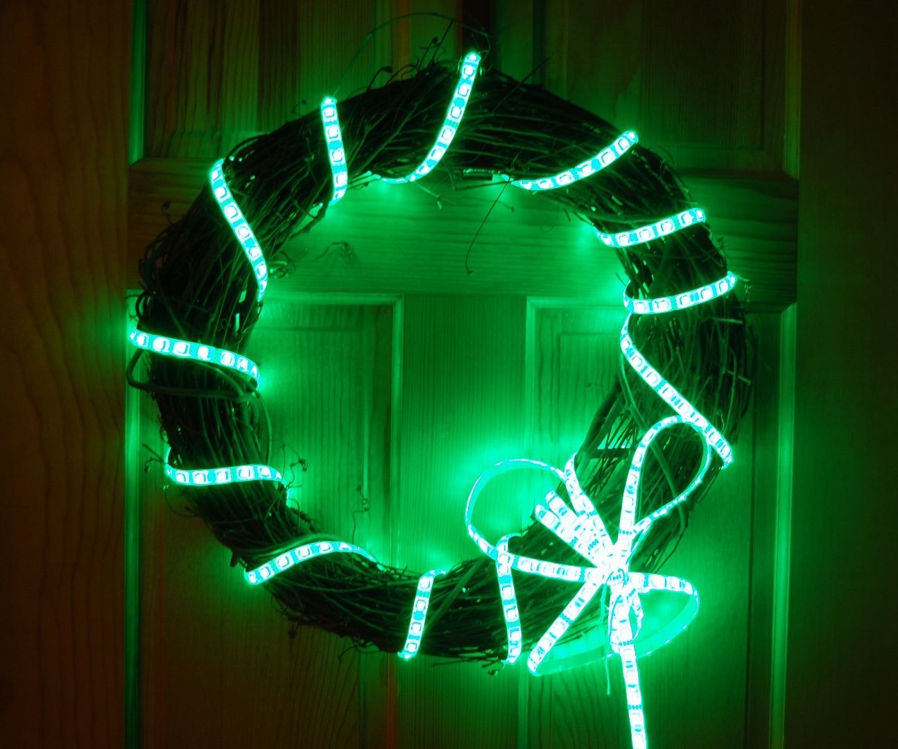 Holi-Lights: Programmable Multi-Holiday Wreath : 4 Steps (with Pictures ...