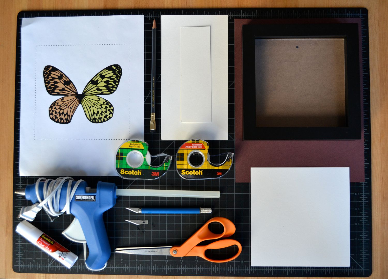 How to Make a Framed Paper Butterfly : 25 Steps (with Pictures ...