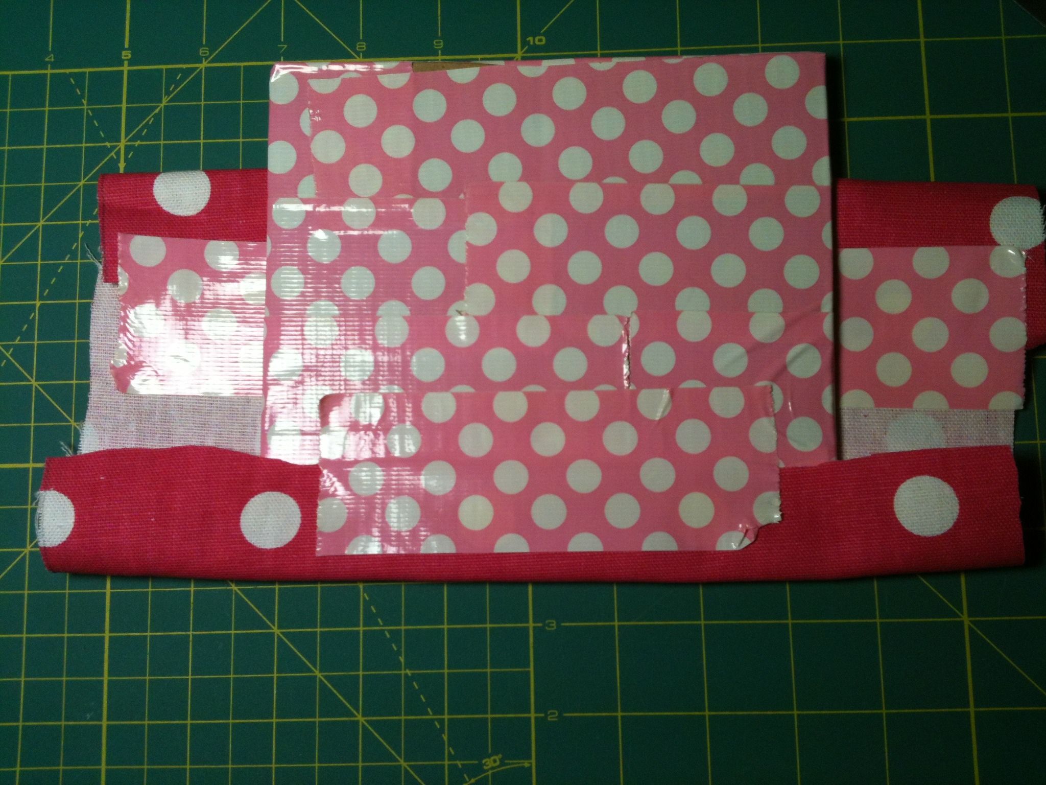 DIY Magnetic Locker Pouch : 4 Steps (with Pictures) - Instructables