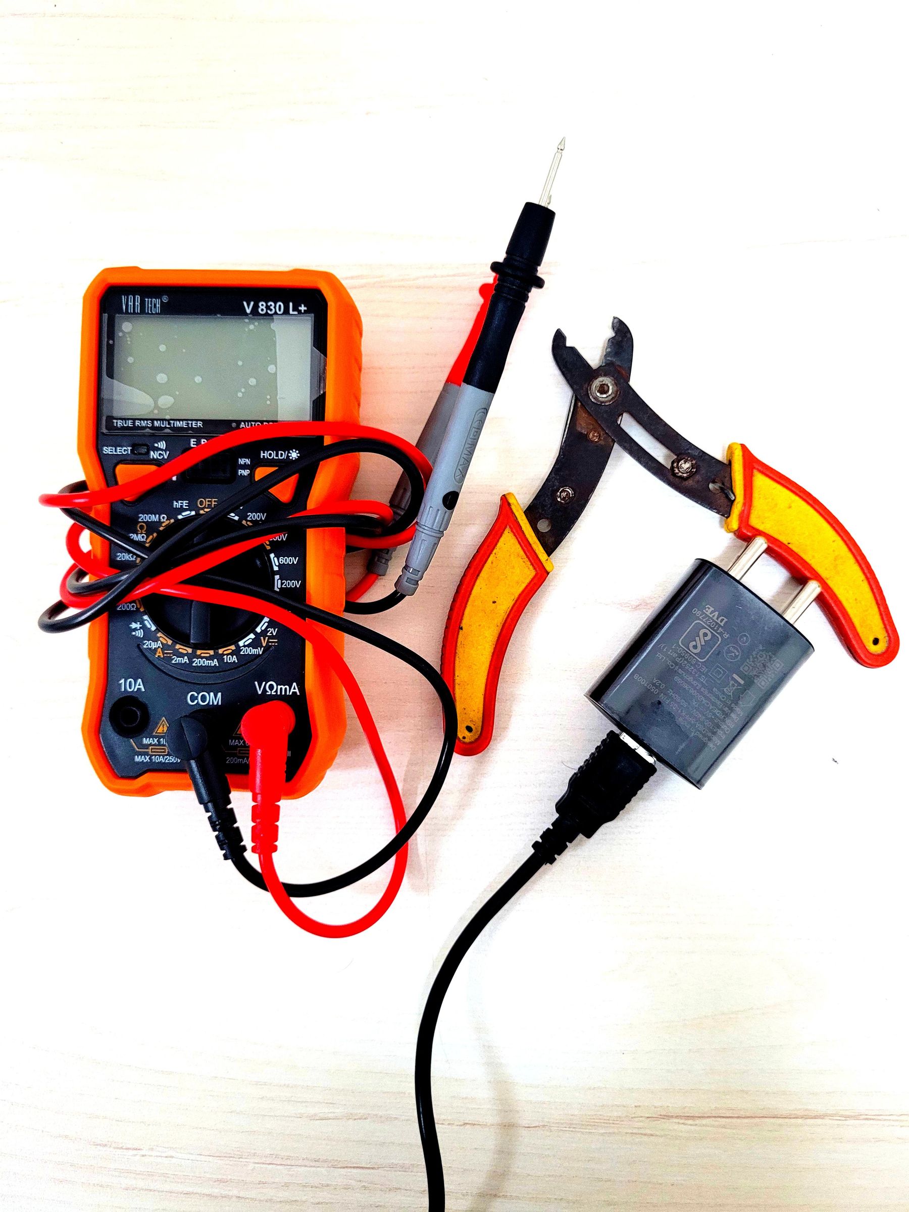 LED Flasher Using Relay : 8 Steps - Instructables