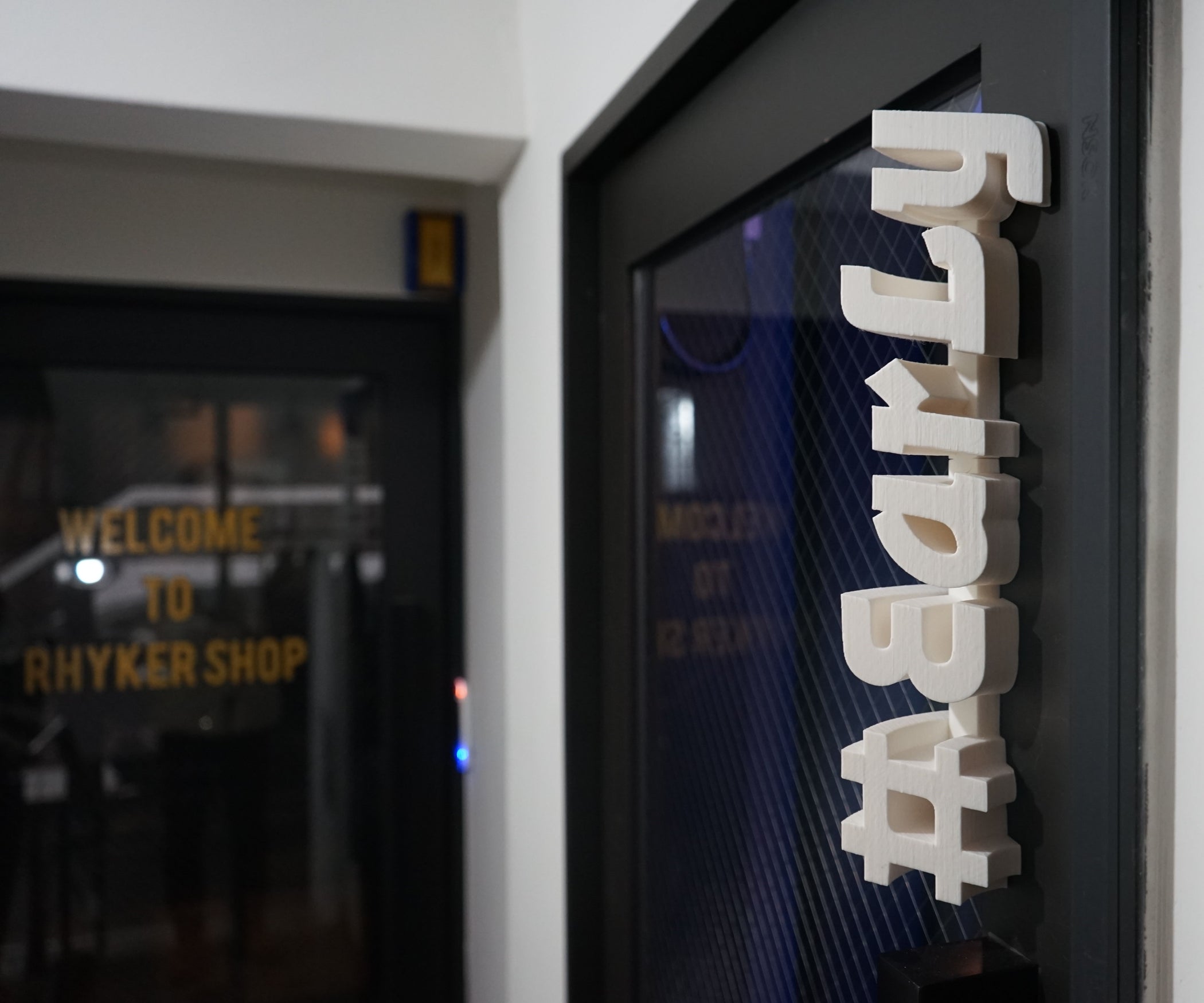 [SUPER EASY!] Making Your Own Signage by 3D Printing : 6 Steps (with ...