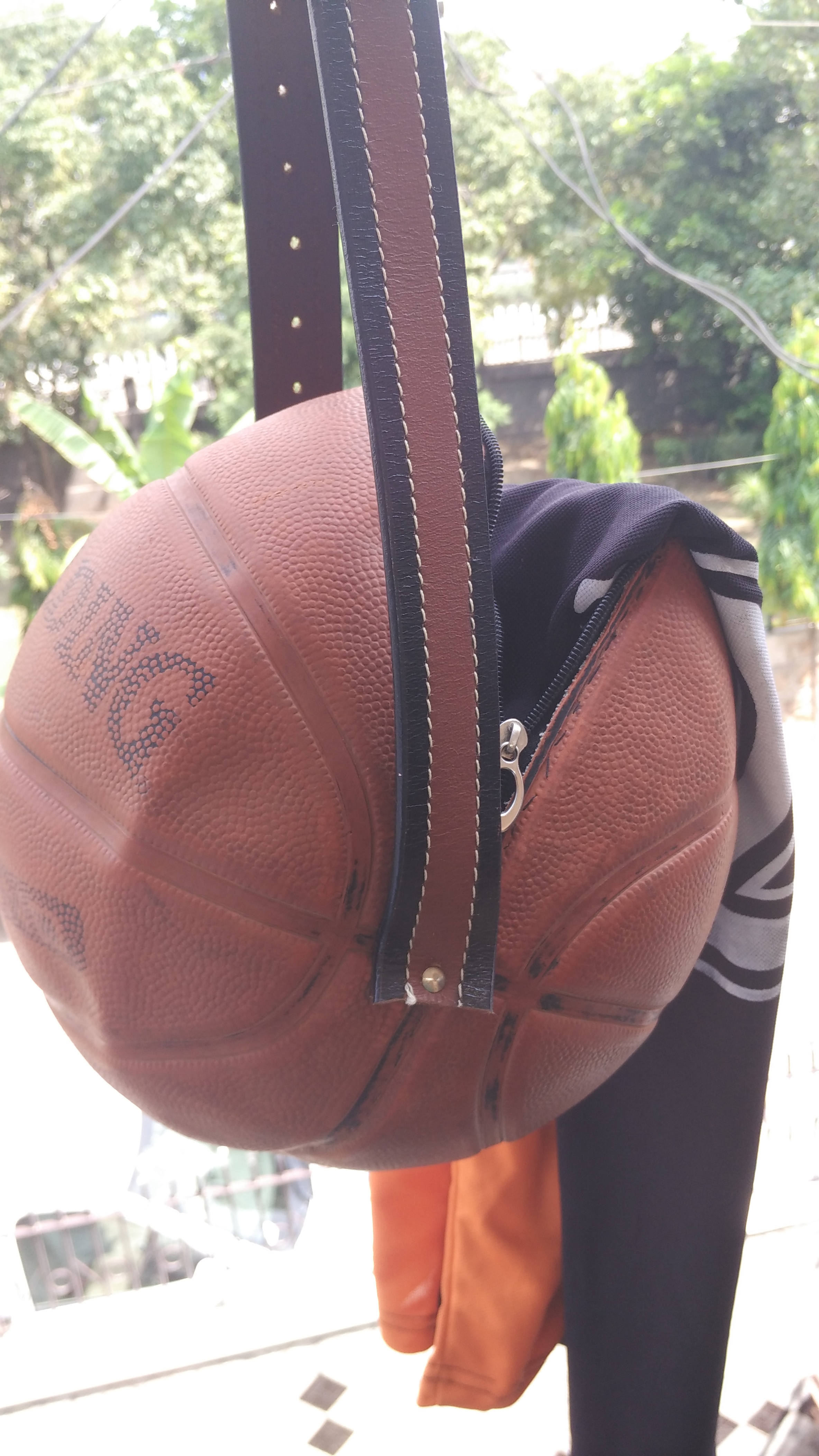 Upcycled Basketball Bag : 6 Steps (with Pictures) - Instructables