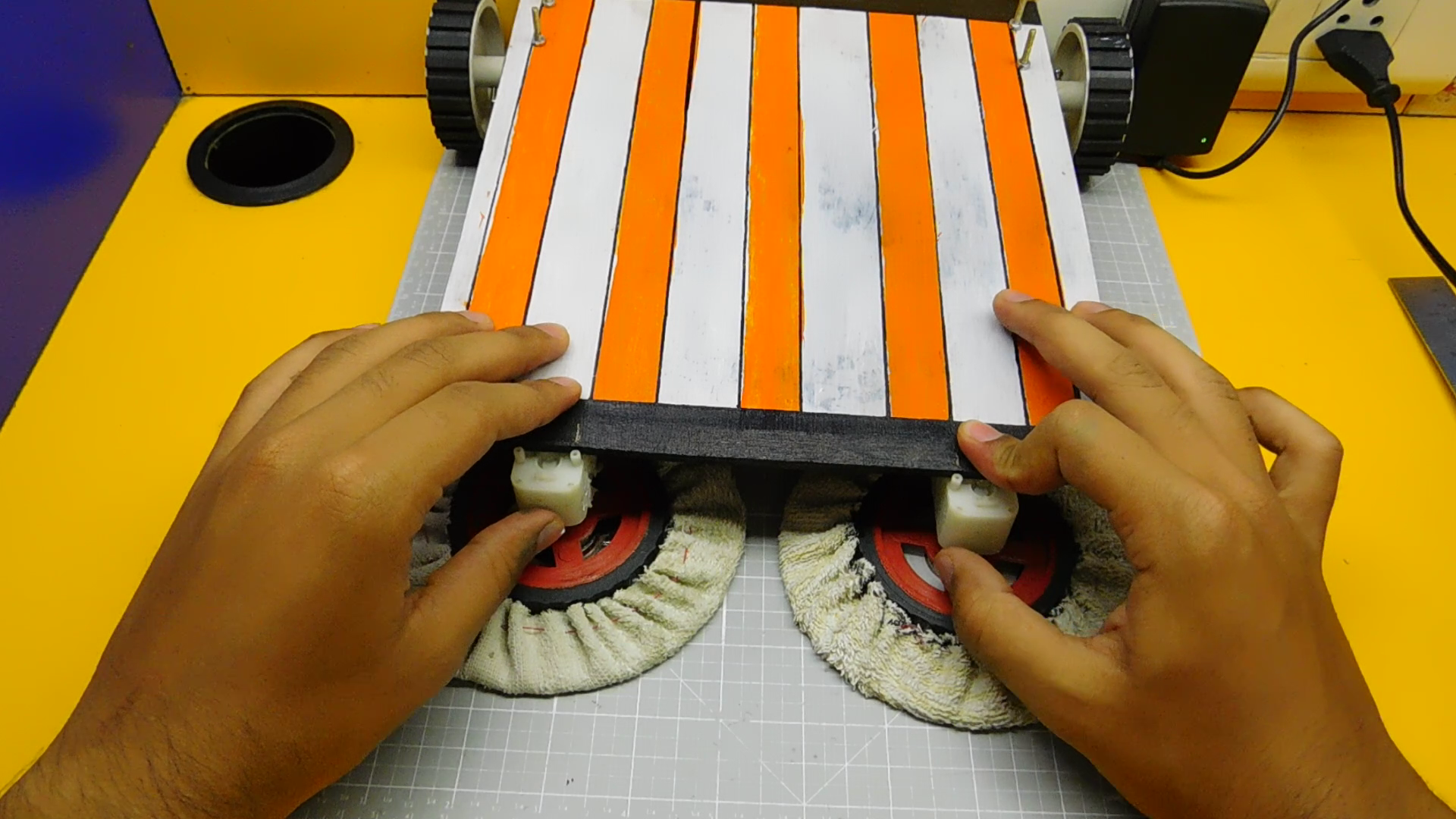 CleanSweep- the Floor Cleaning Robot! : 12 Steps (with Pictures ...