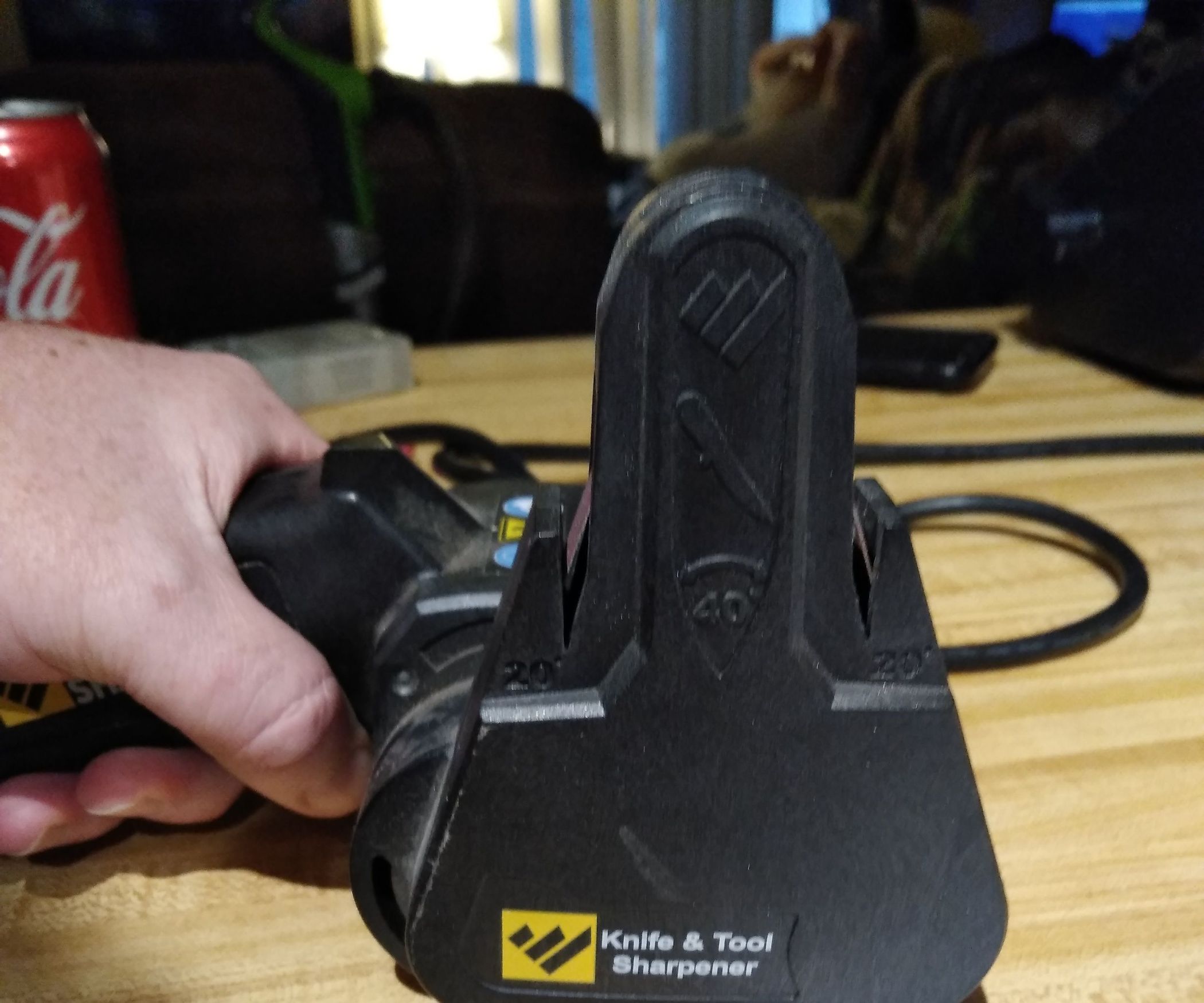 Using a Knife Sharpener : 10 Steps - Instructables