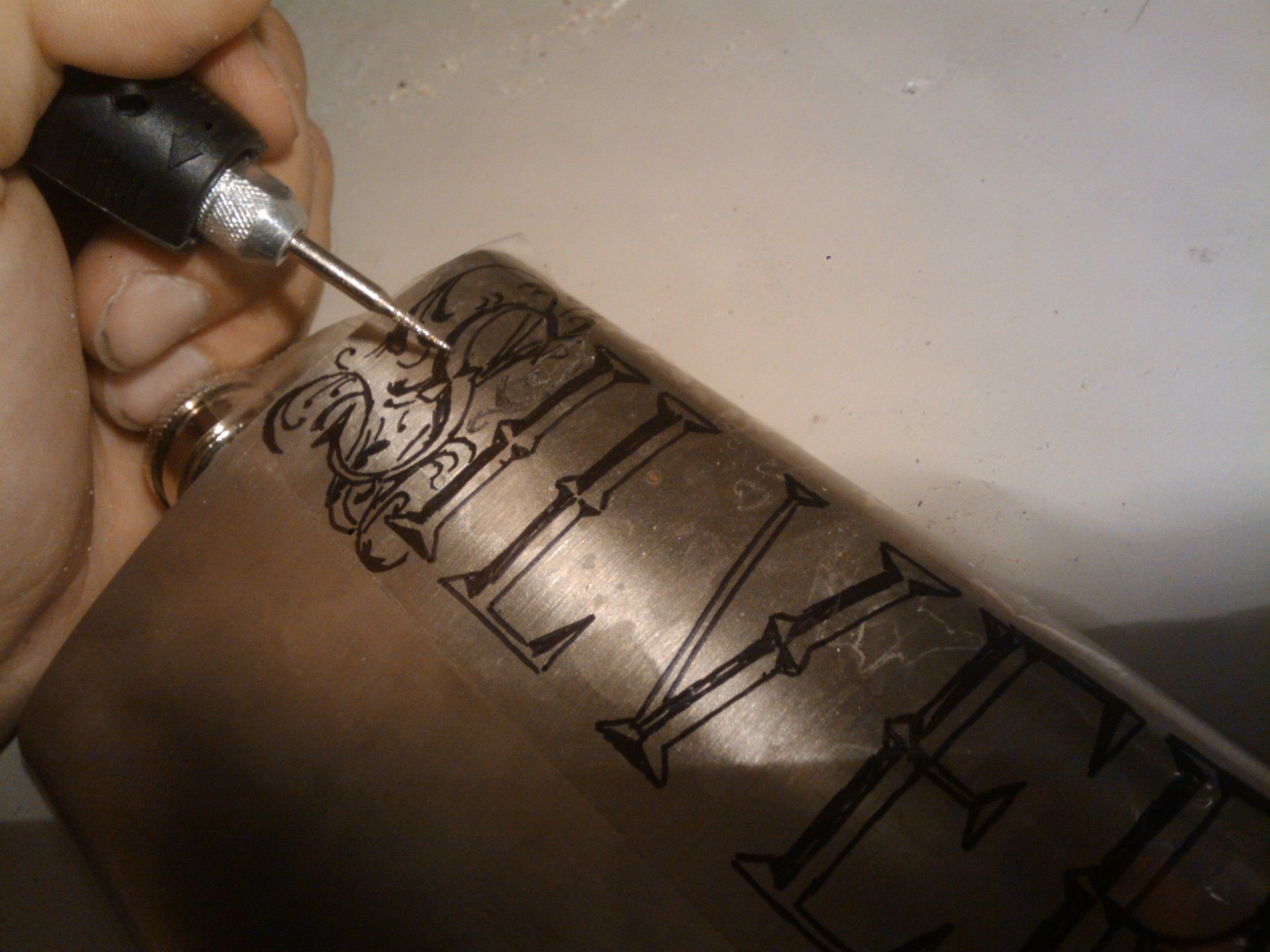 Flask Engraving : 4 Steps - Instructables