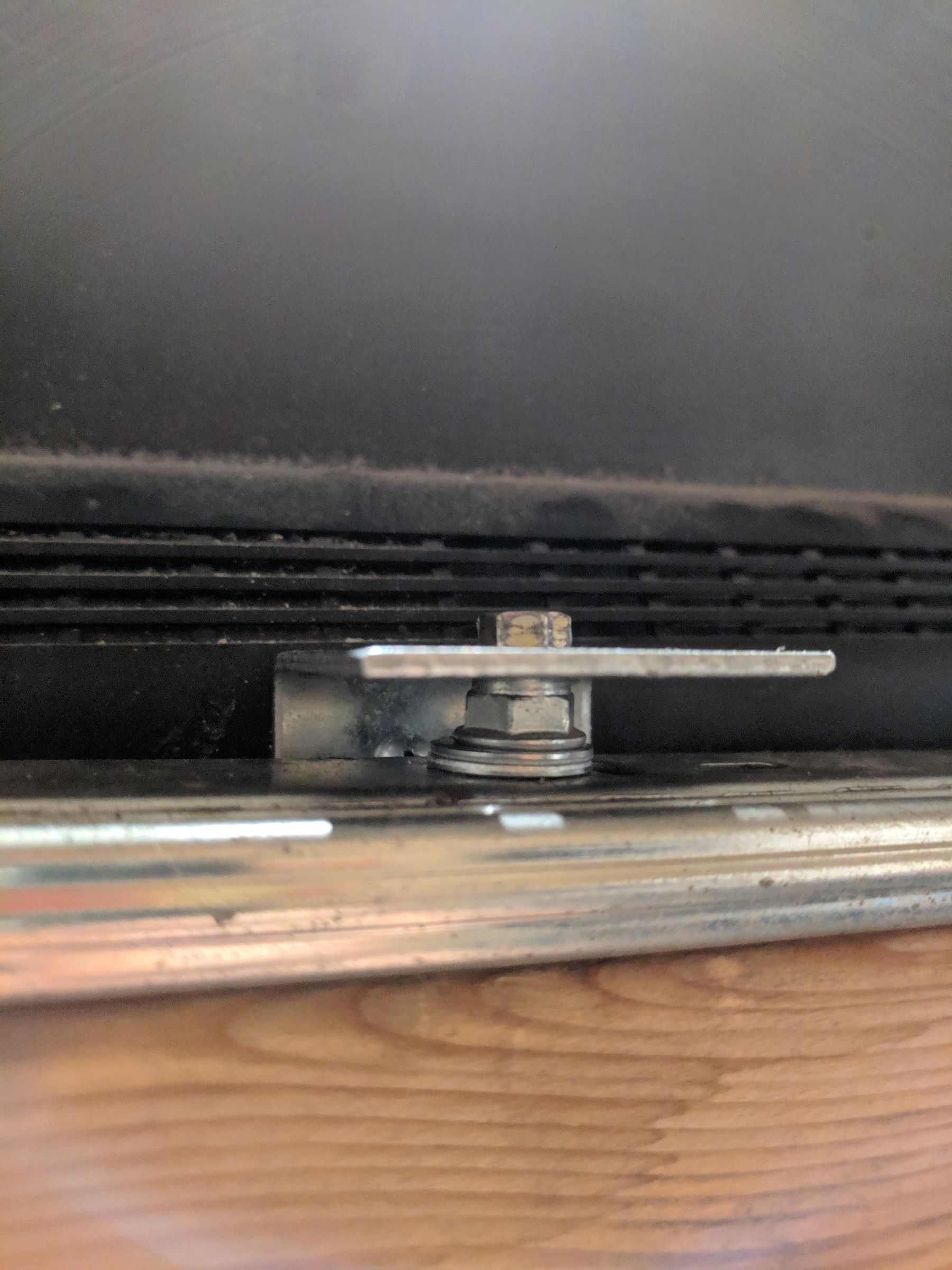 Build an Adjustable Triple Monitor Stand : 6 Steps - Instructables