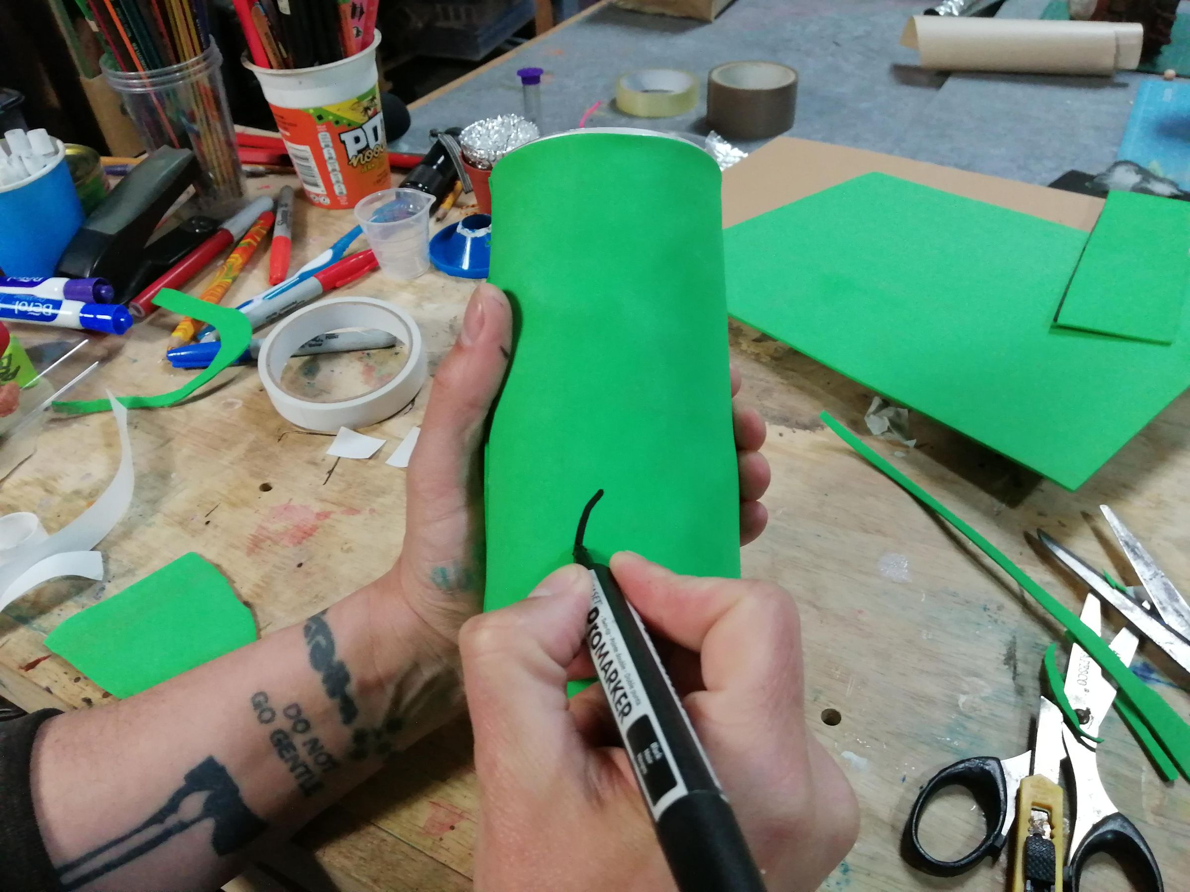 Pringles Tube Dice Tower : 9 Steps (with Pictures) - Instructables