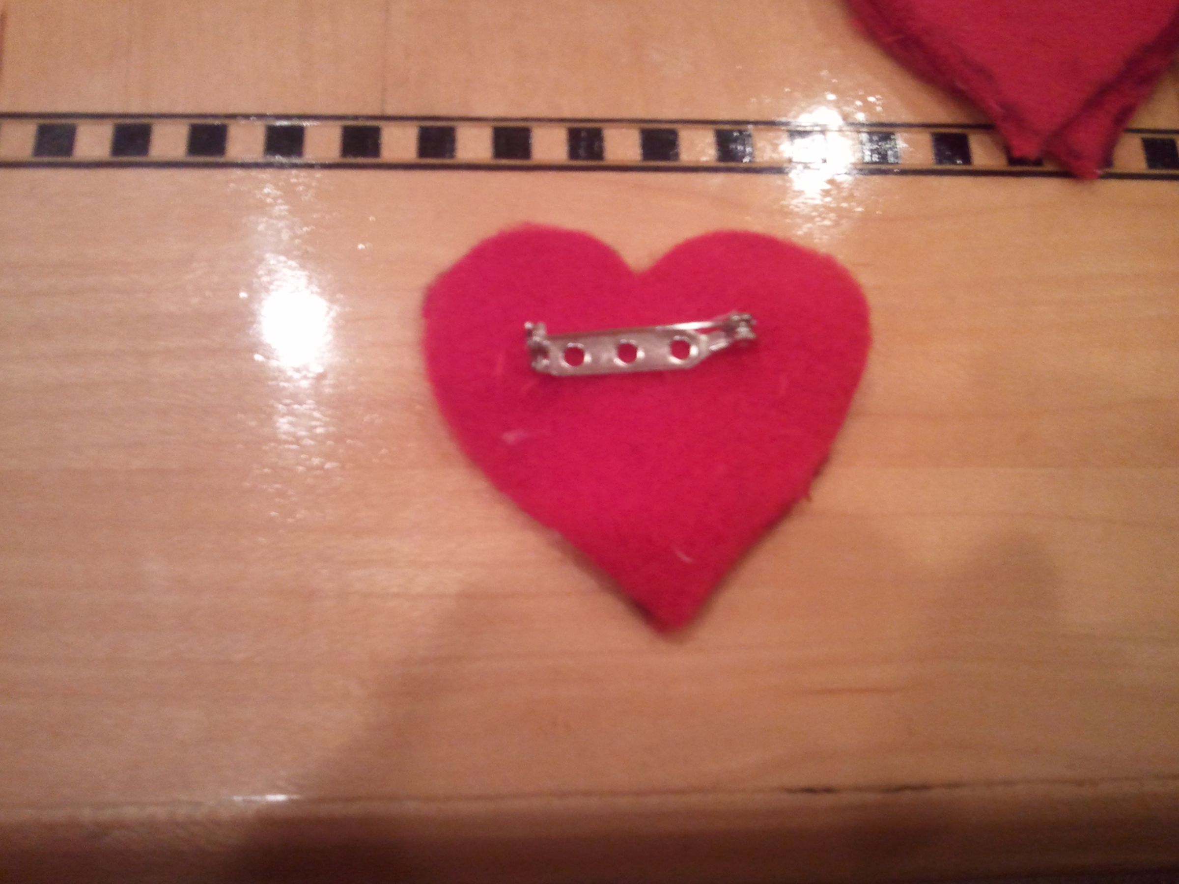 Heart Pins : 7 Steps - Instructables