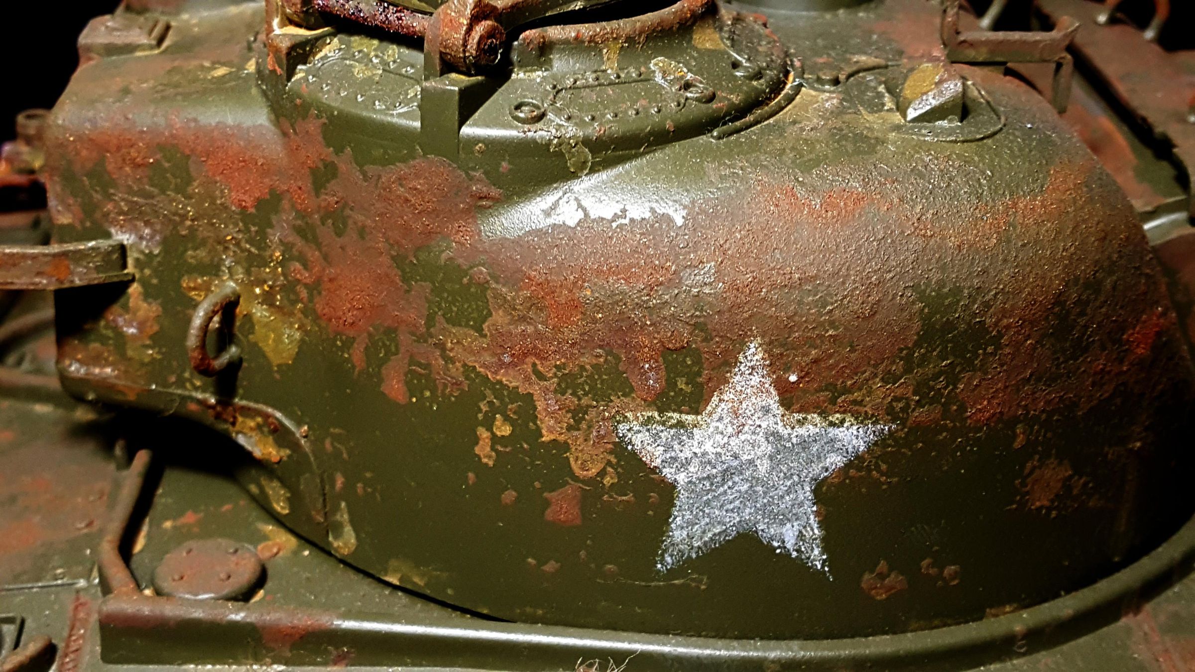 Weathering Sherman Rc Tank : 3 Steps - Instructables