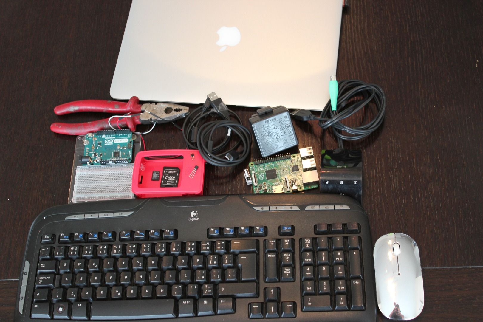 DIY Arduino and Raspberry Pi Weather Station and Web Server : 3 Steps ...