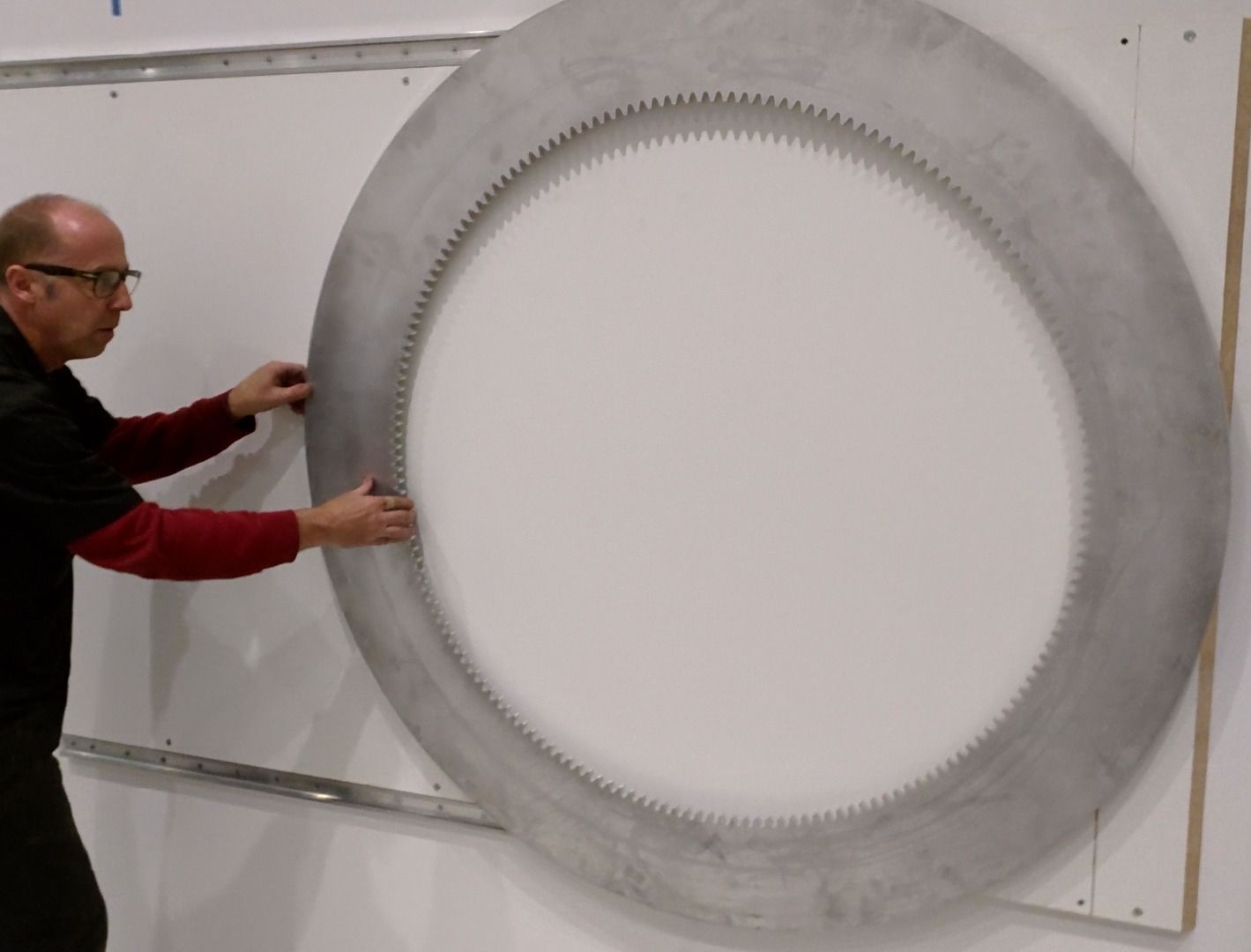 "Spiro" - a 5' Diameter, Wall Mounted Spirograph : 7 Steps (with ...