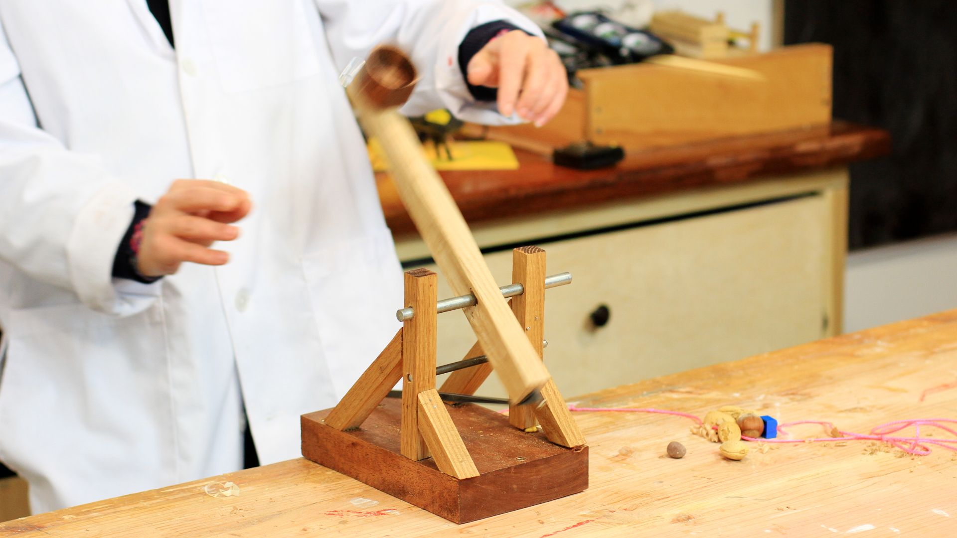How to Make a Desktop Catapult - Instructables