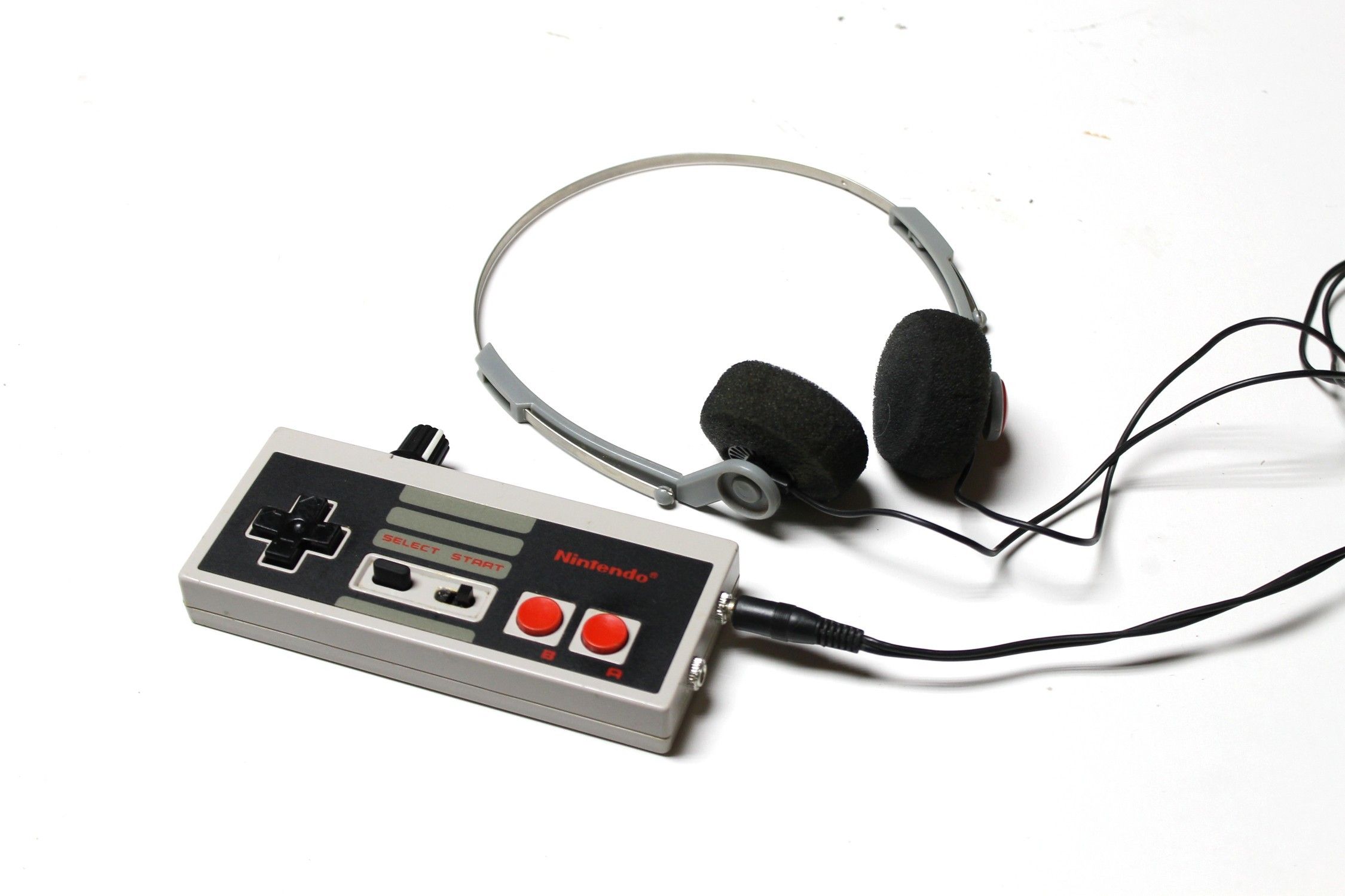 Headphone Amp in an NES Controller! : 19 Steps (with Pictures ...