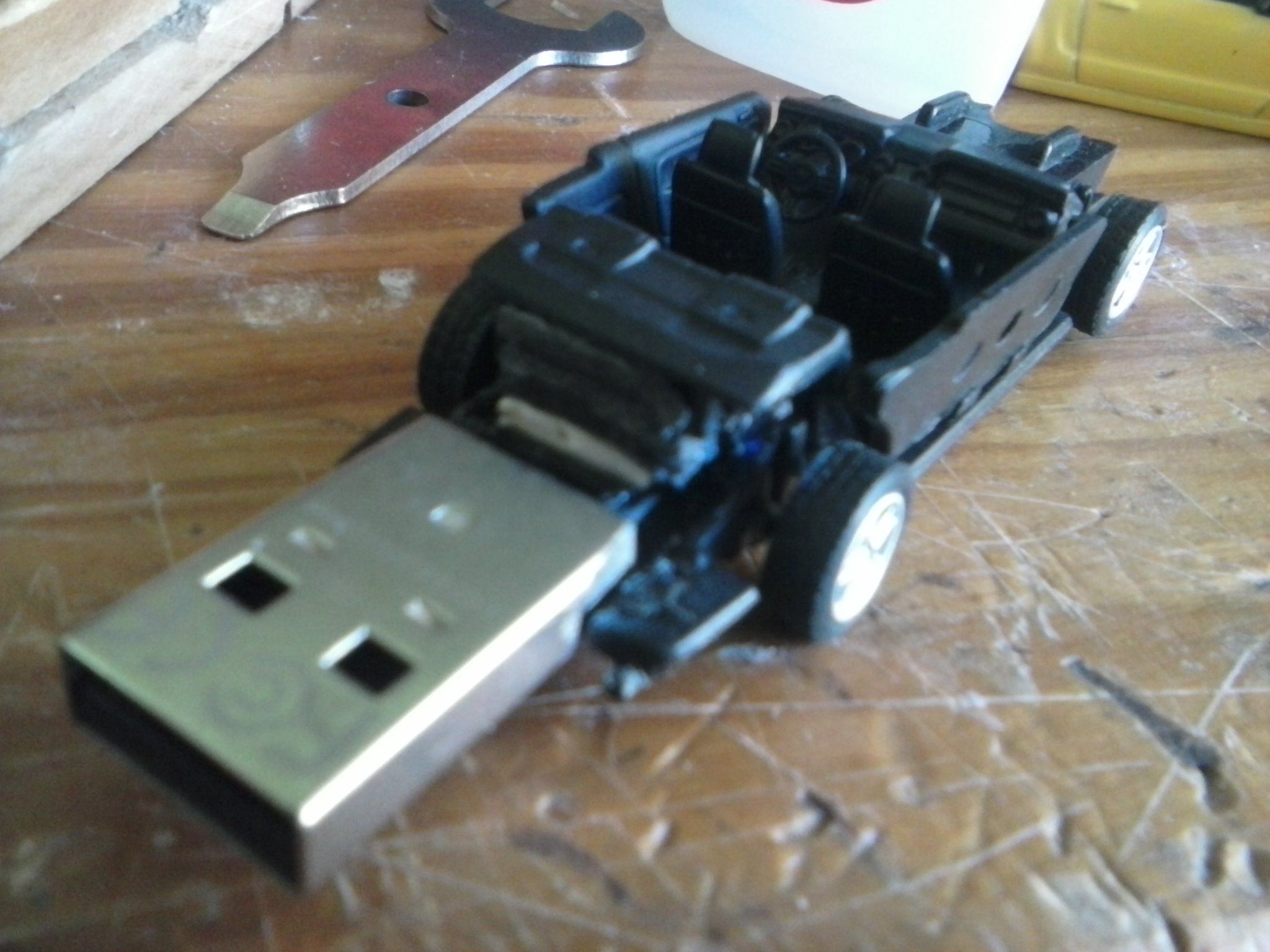 Mustang GT USB Flash-'Drive' : 4 Steps - Instructables