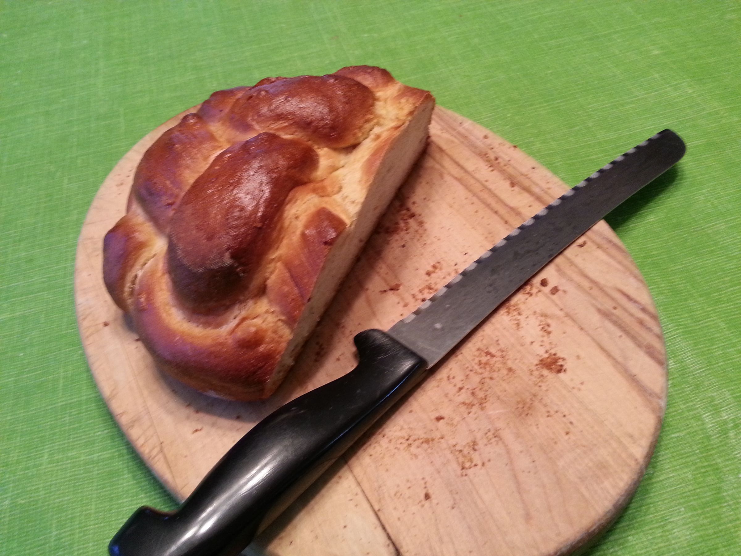 Make a Round Braided Challah Bread : 4 Steps (with Pictures ...