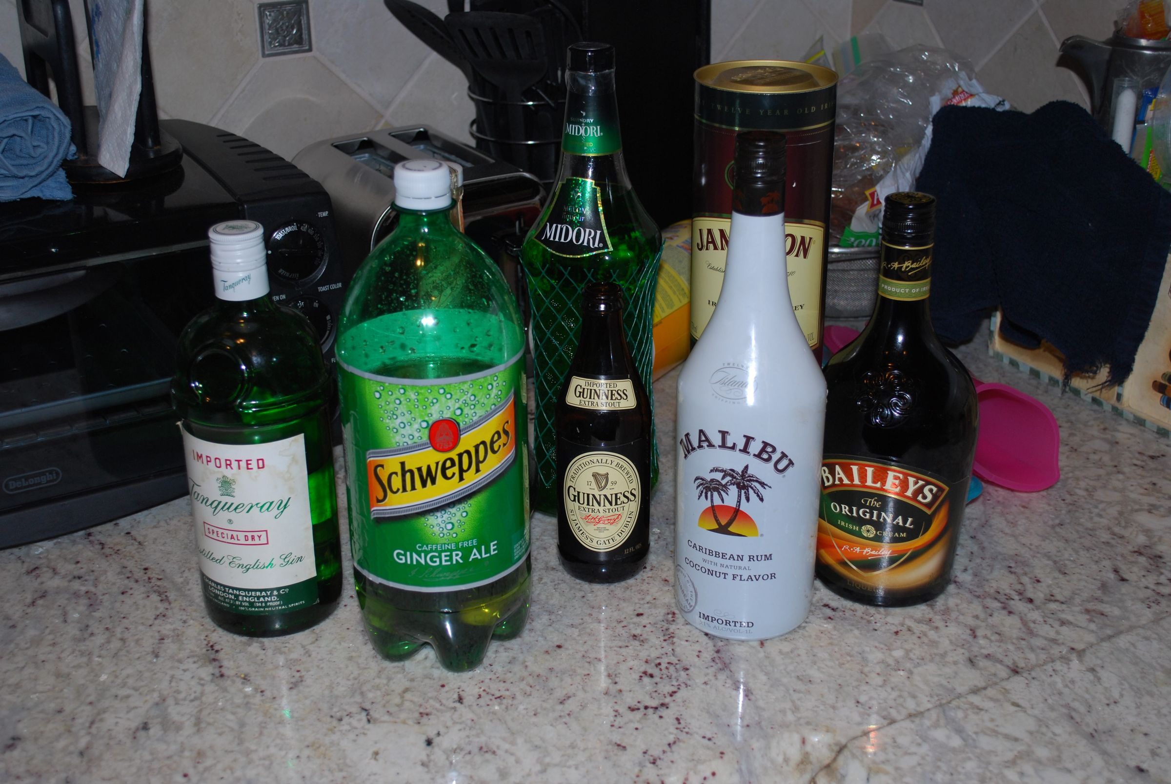 Nik N Lip St. Patty's Day Edition : 9 Steps - Instructables
