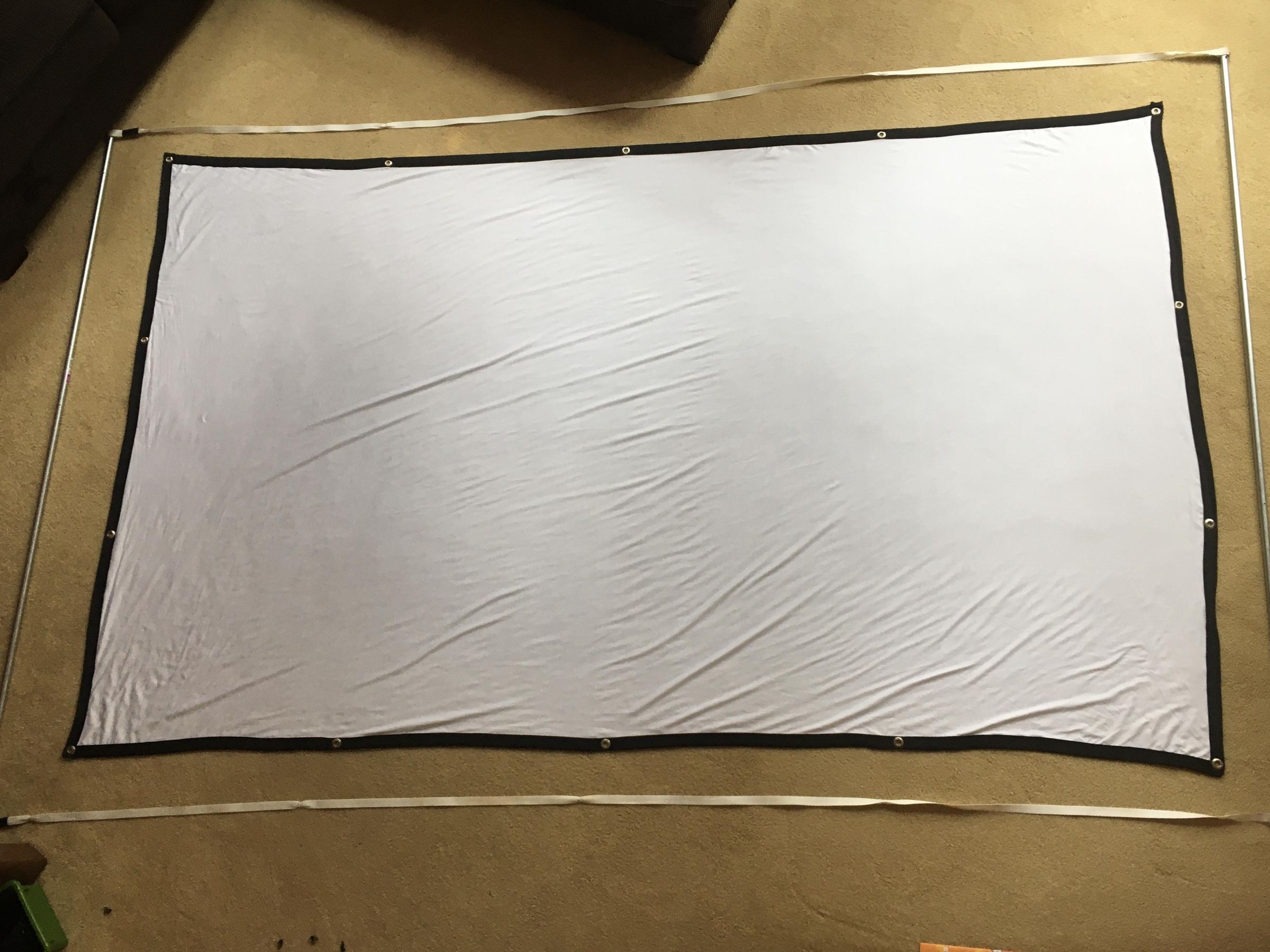 Outdoor Projector Screen : 9 Steps (with Pictures) - Instructables