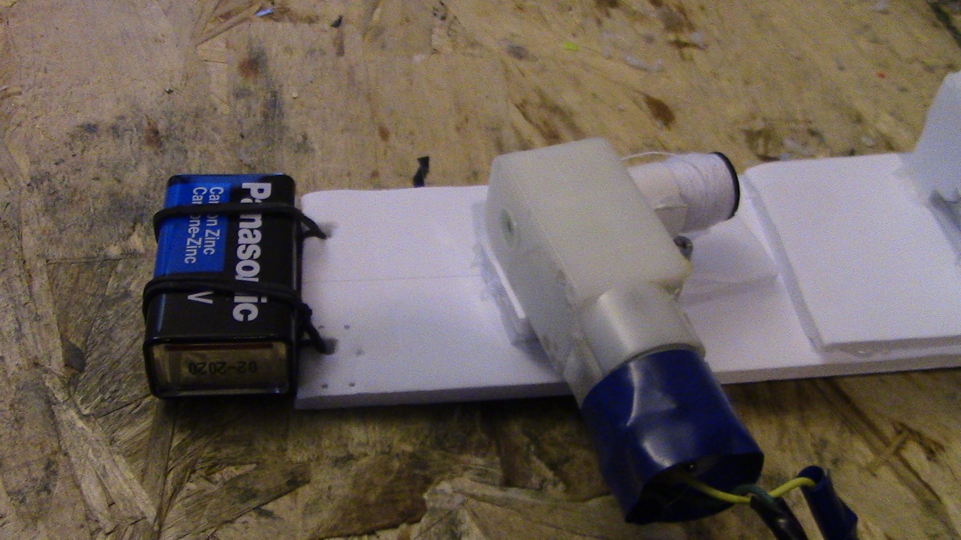 Working Spider-Man Web Shooter : 18 Steps (with Pictures) - Instructables